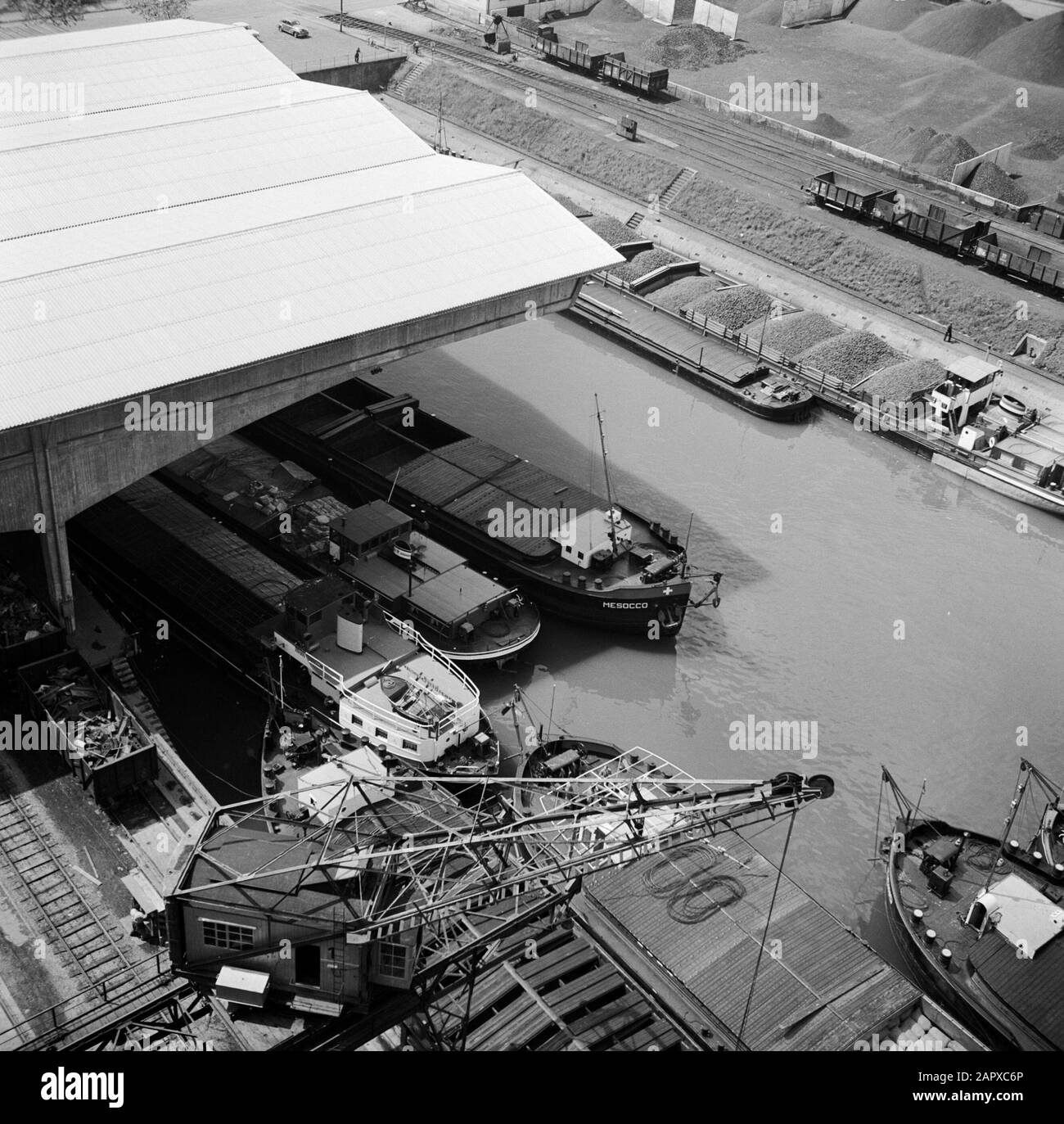 Rhine navigation, report from motor ship Damco 230: Switzerland Ships ...