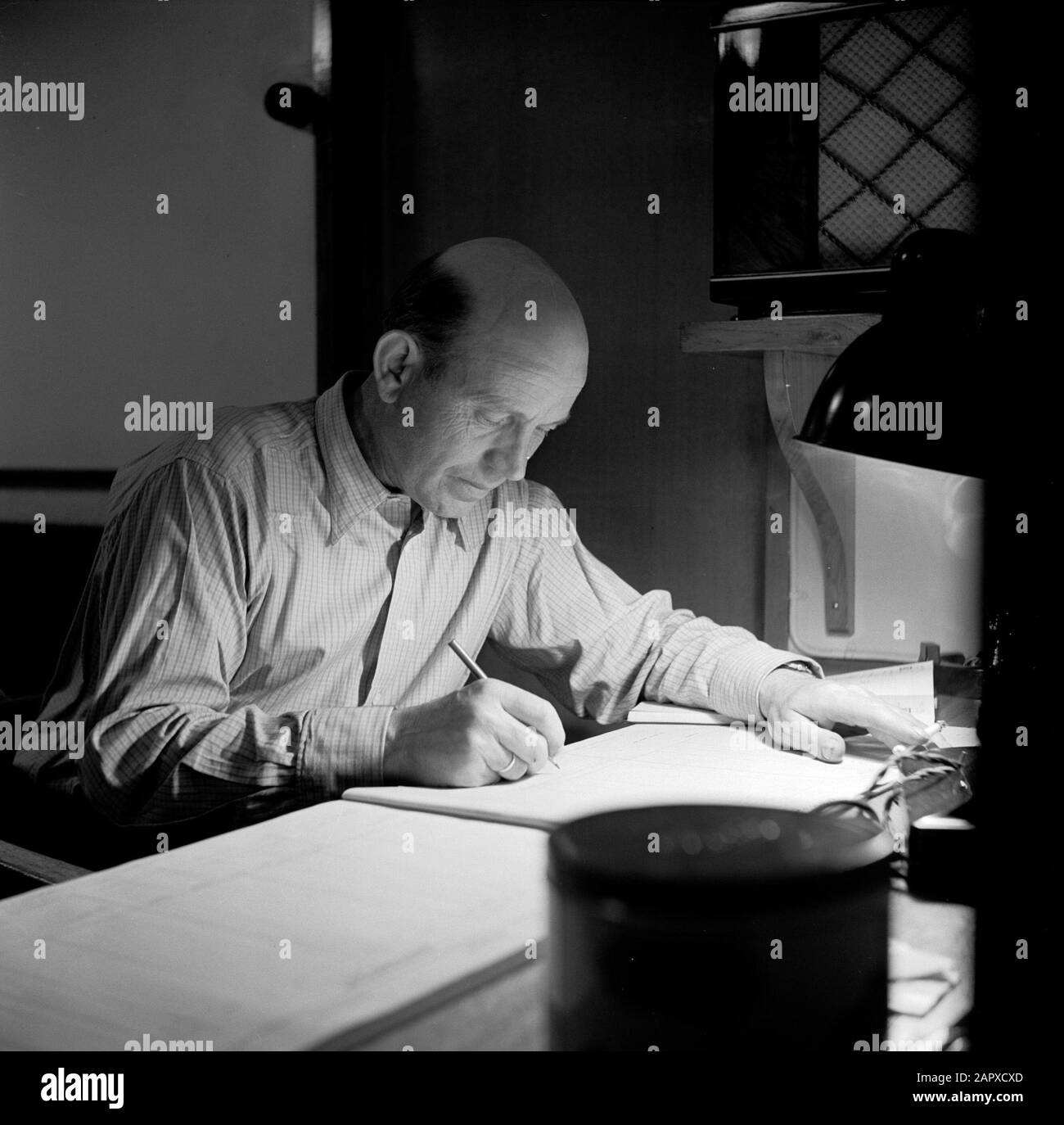 Rhine navigation, reportage about life and working on board a Rhine ...