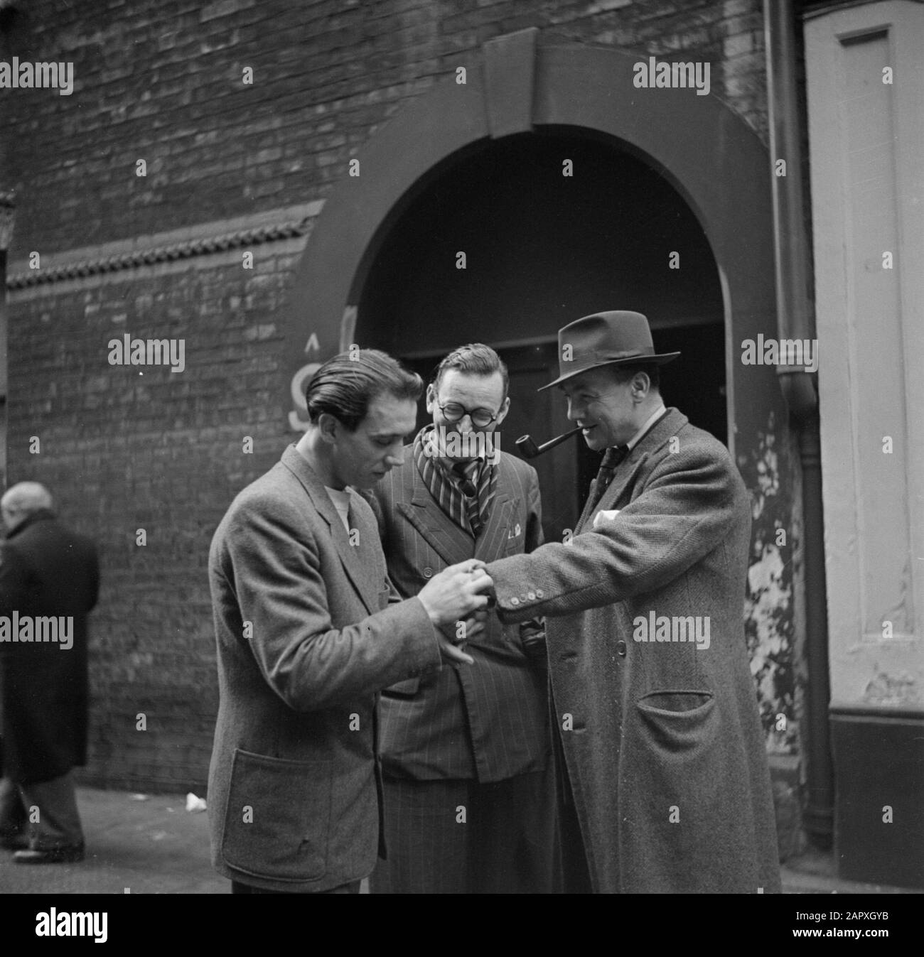 Vintage watches 1940s Black and White Stock Photos & Images - Alamy
