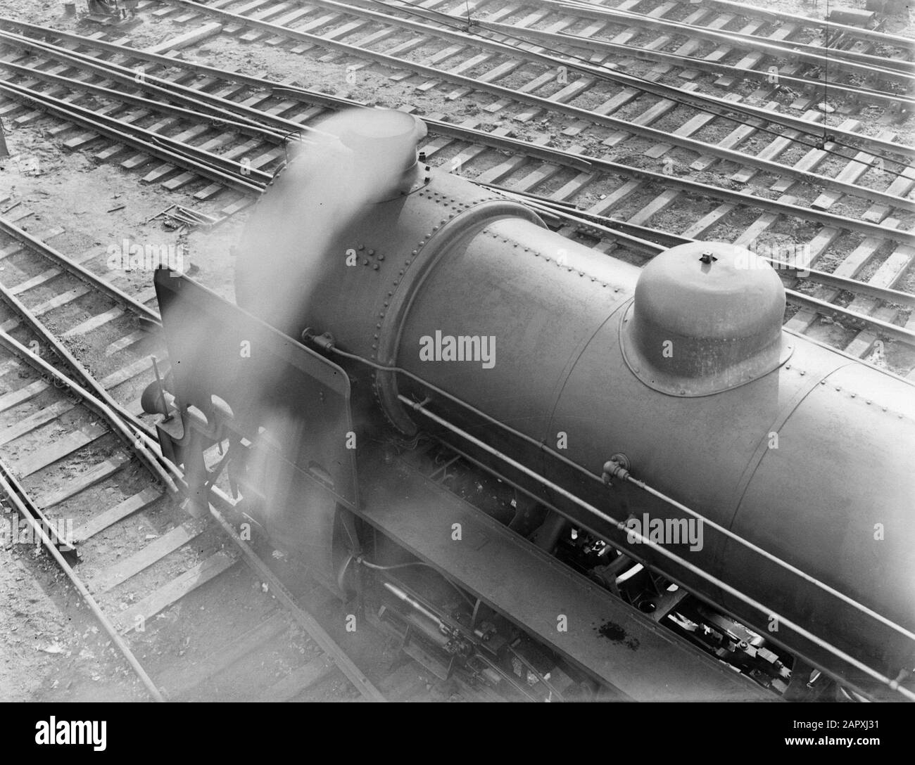 Reportage Nederlandse Railways Steam locomotive 3906 seen from above ...