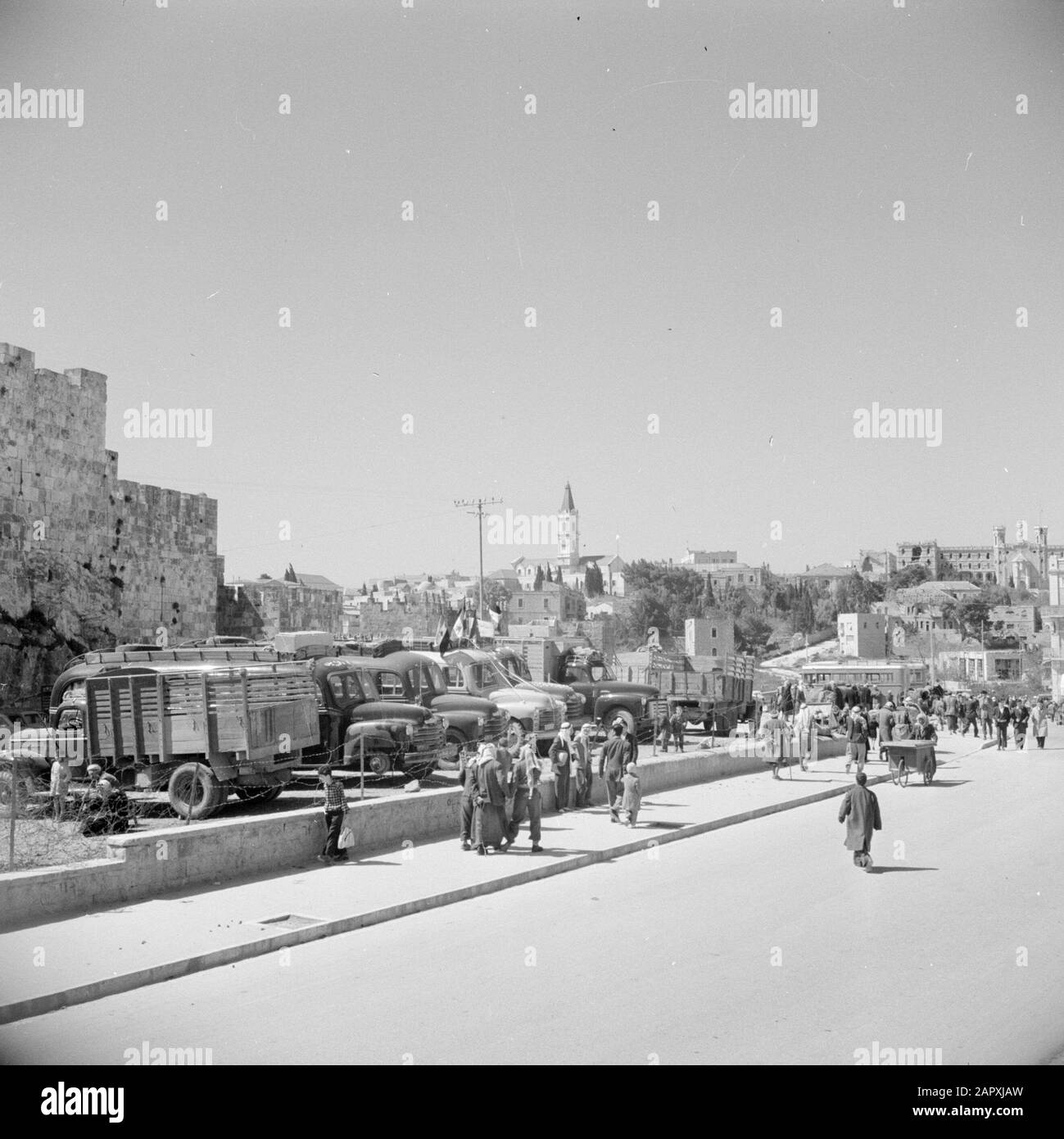 Middle East 1950-1955: Jerusalem Street image outside the city wall ...