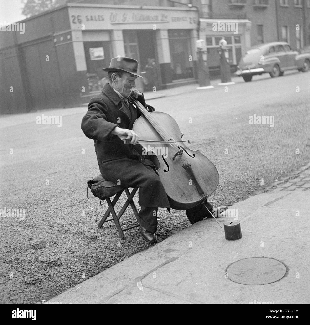 Gas station in city Black and White Stock Photos & Images - Alamy