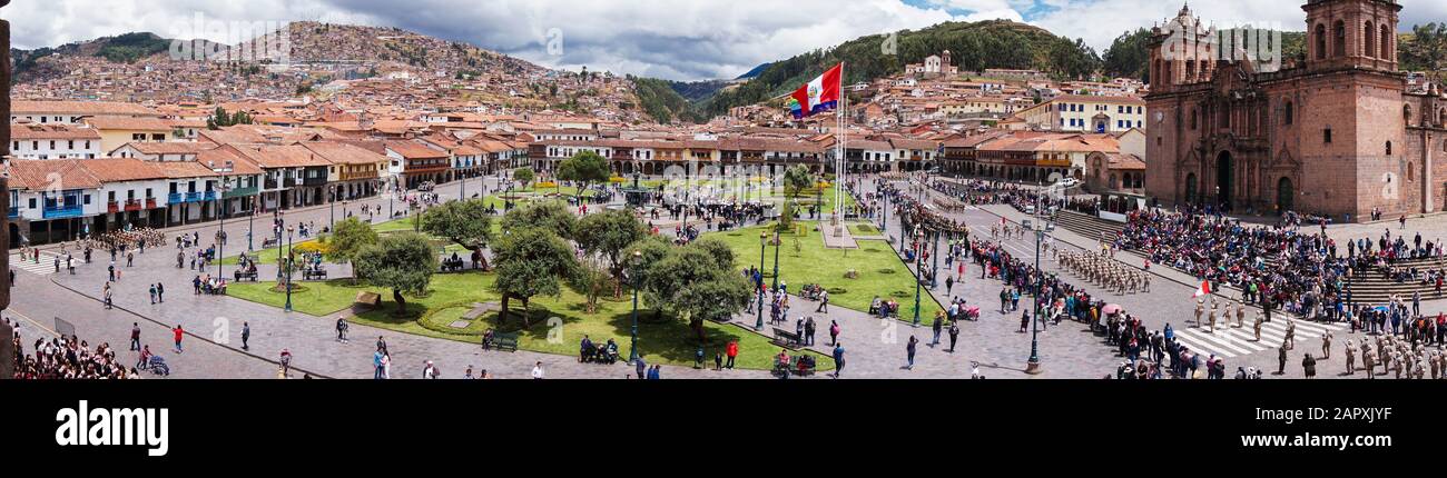 Cusco panoramic hi-res stock photography and images - Alamy