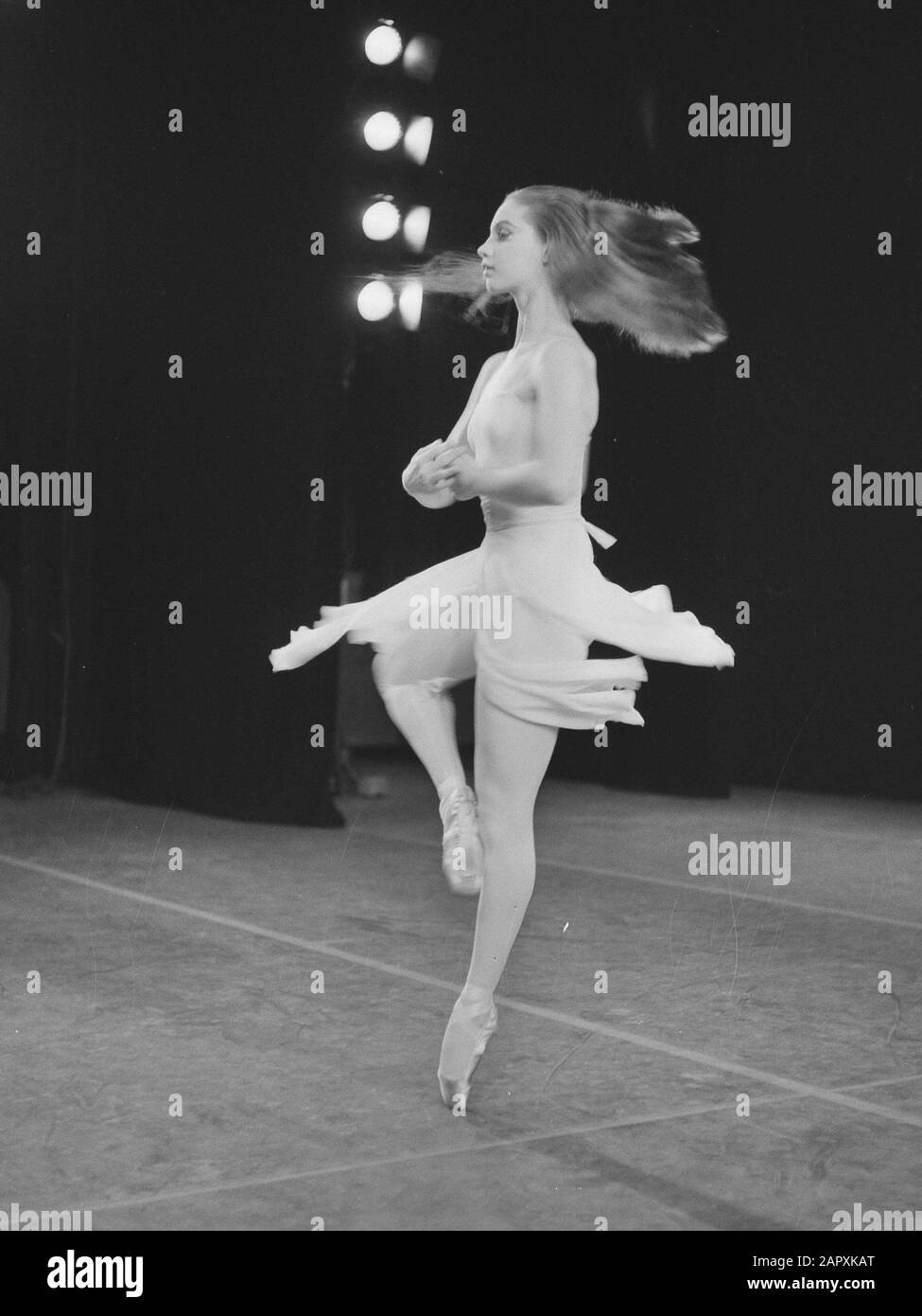 Suzanne farrell hi-res stock photography and images - Alamy