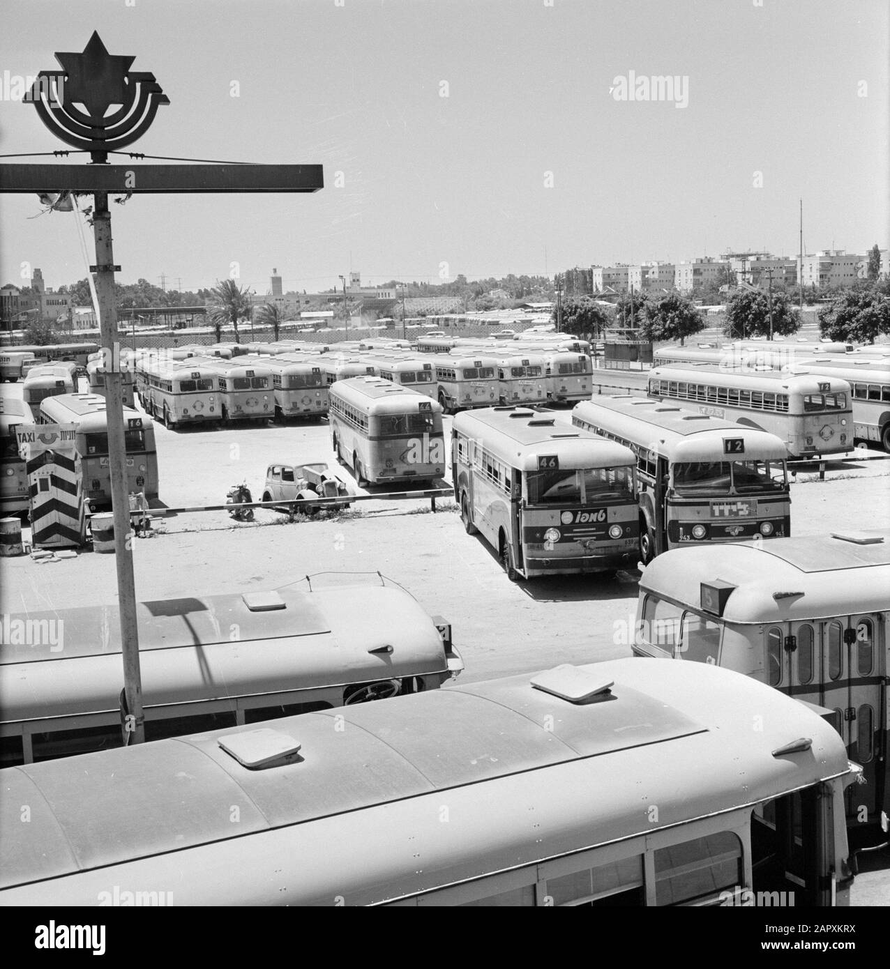 On the buses hi-res stock photography and images - Alamy