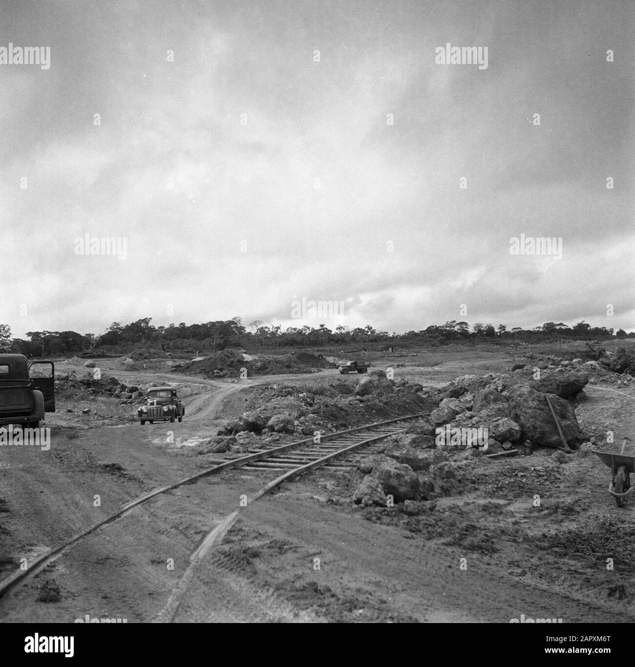 Travel to Suriname and the Netherlands Antilles Terrain of the ...