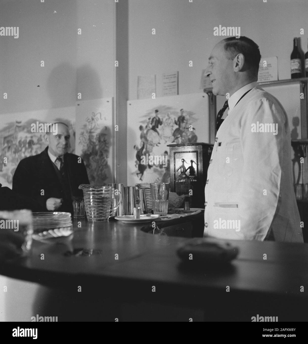 Period house in london Black and White Stock Photos & Images - Alamy