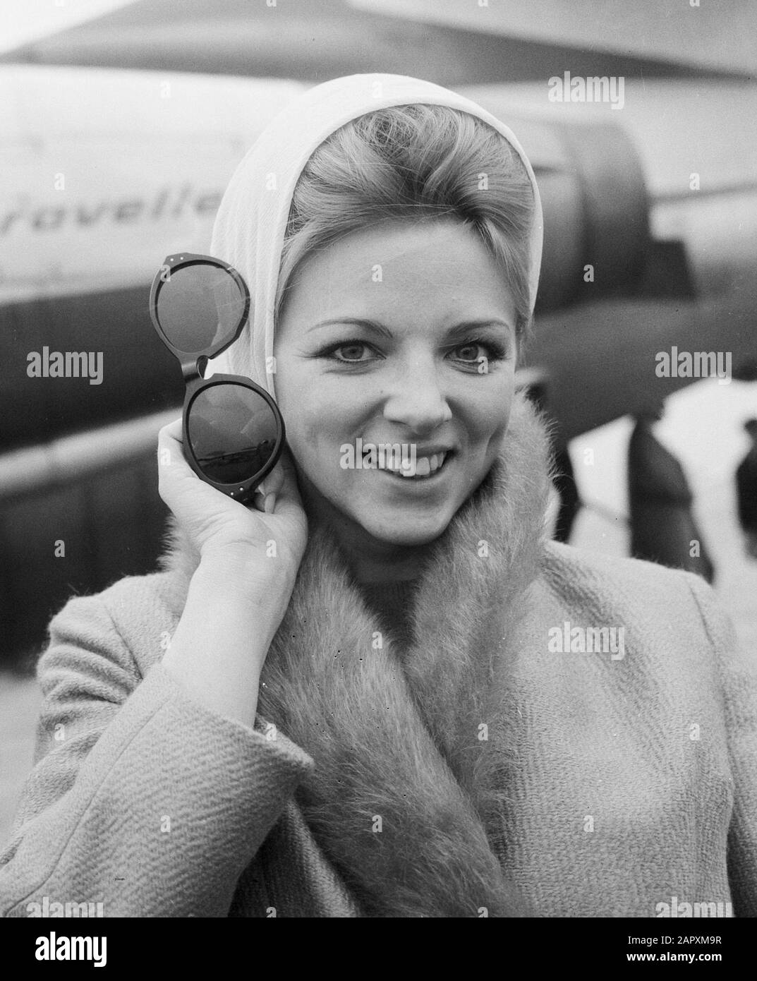 Film actress Thea Flemming, the Dutch Brigitte Bardot, upon arrival at ...