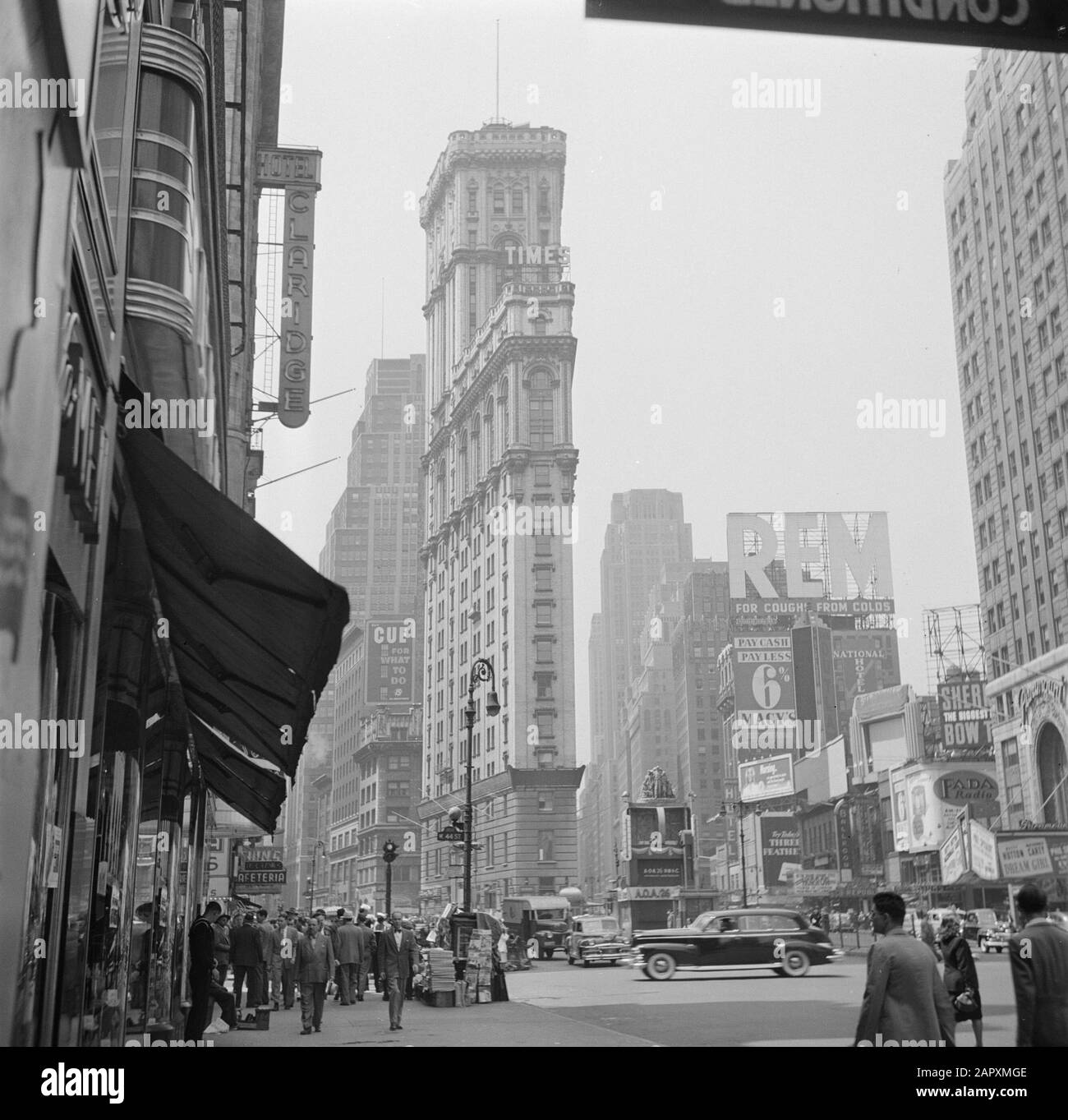 New york city in the 1940s Black and White Stock Photos & Images - Alamy