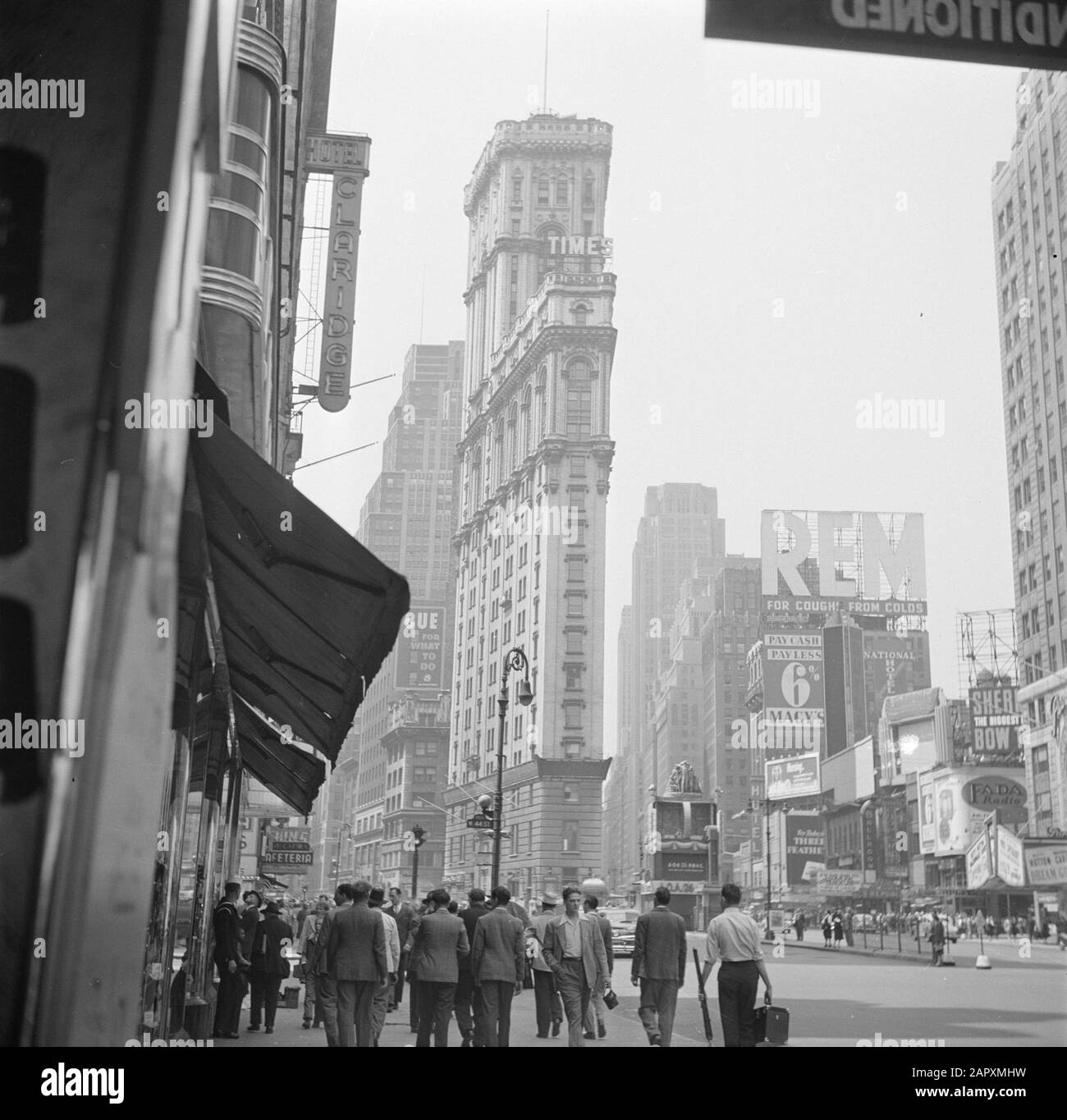 One manhattan square Black and White Stock Photos & Images - Alamy