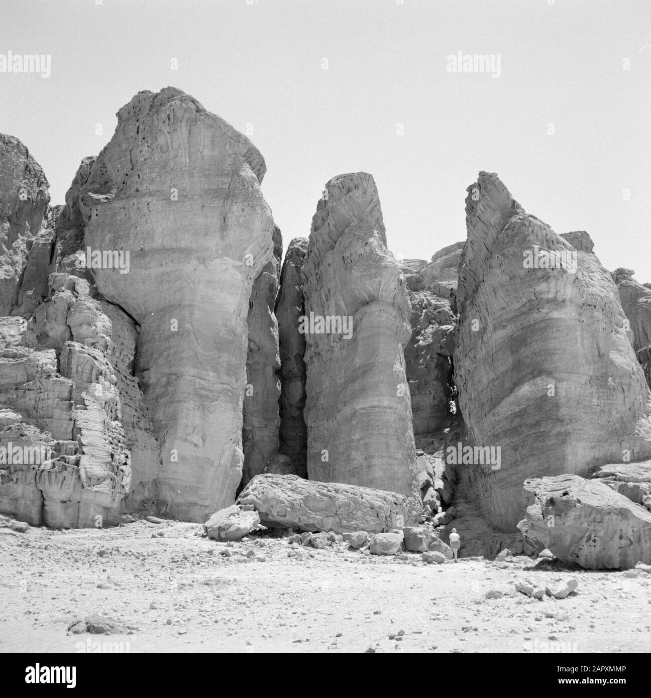 Israel negev desert january Black and White Stock Photos & Images - Alamy