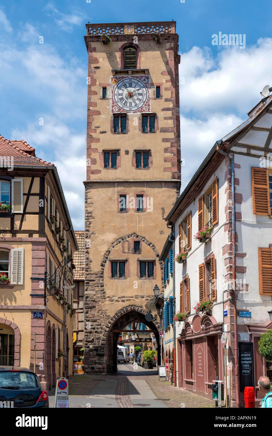 Old butcher house hi-res stock photography and images - Alamy