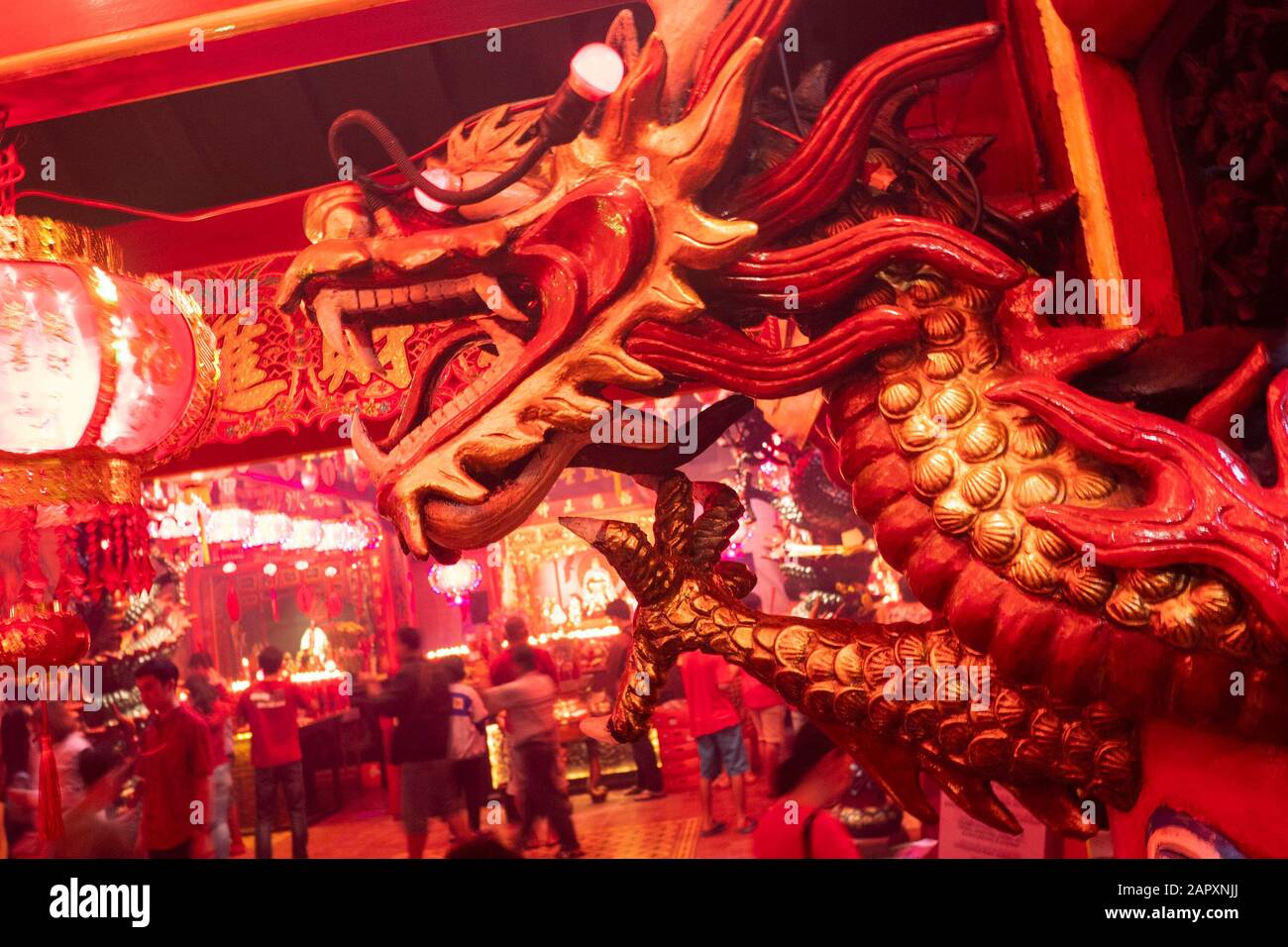 Bogor, Indonesia. 25th Jan, 2020. A dragon statue seen as Chinese pray ...