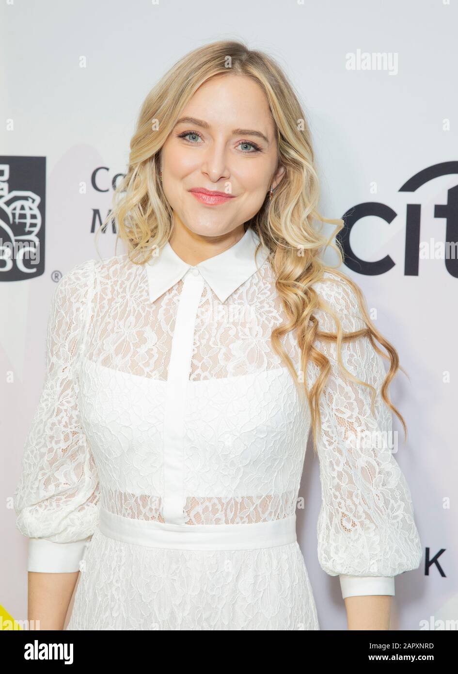 New York, NY - January 24, 2020: Jenny Mollen wearing dress Alice ...