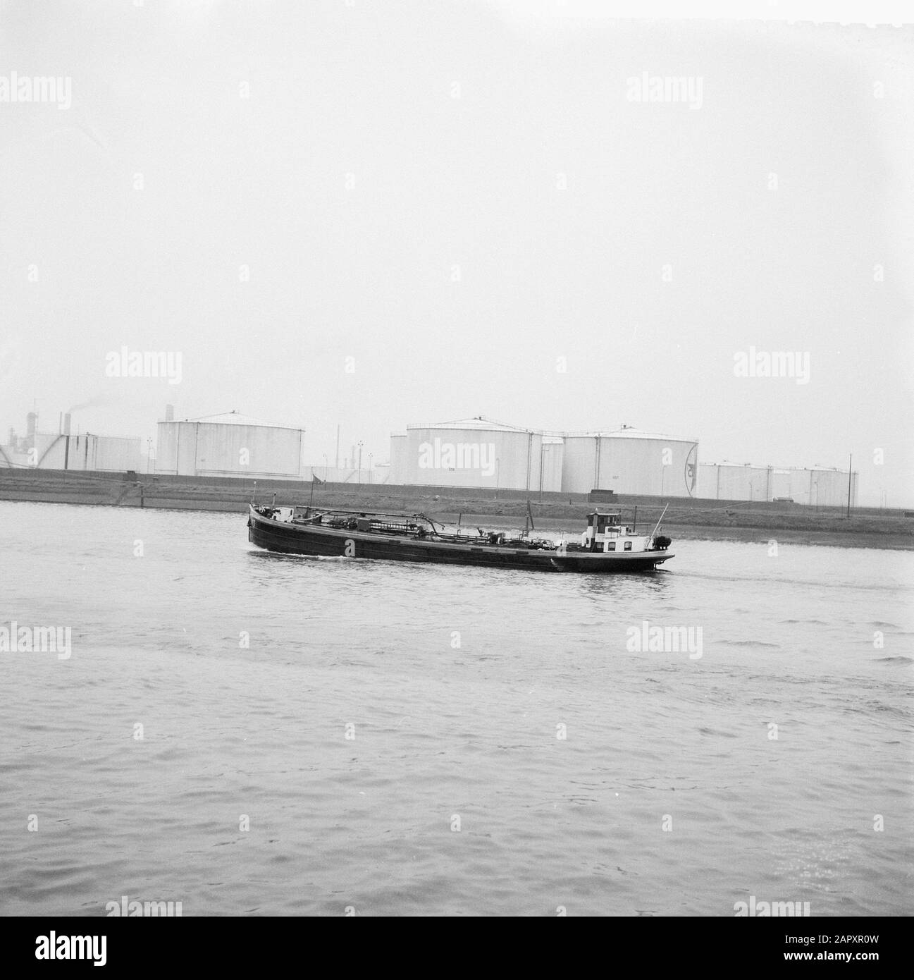 Assignments schippersblad rotterdam hi-res stock photography and images ...