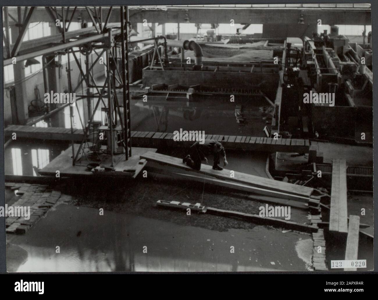 World War II, laboratories, surveys Date: October 1945 Location: Delft ...