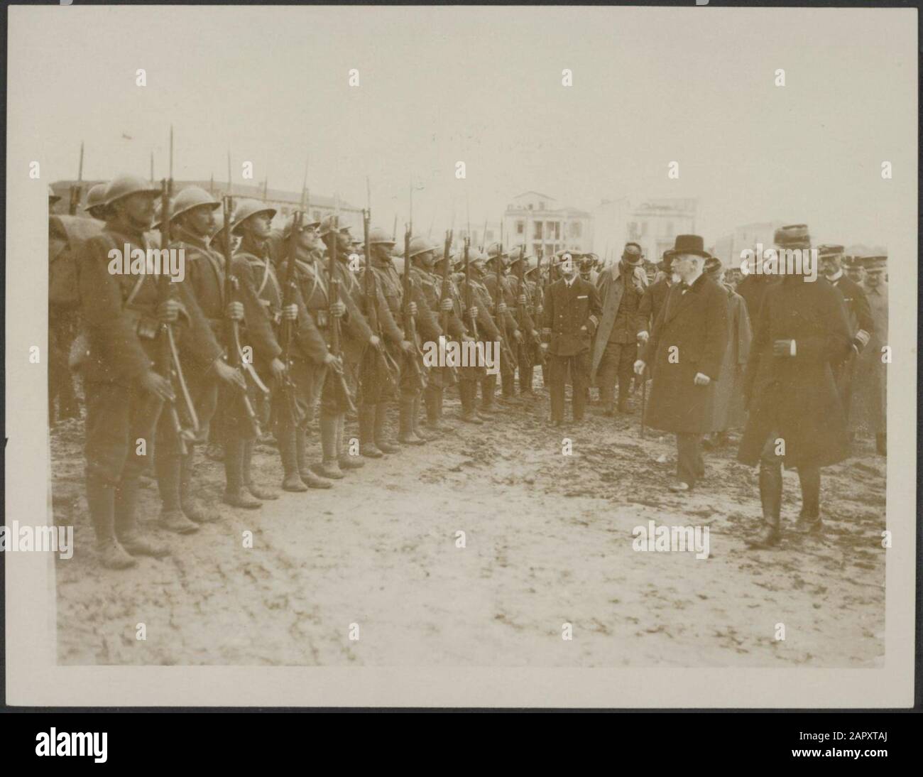 Venizelos reviewing a Greek regiment before it marches out of Salonica ...