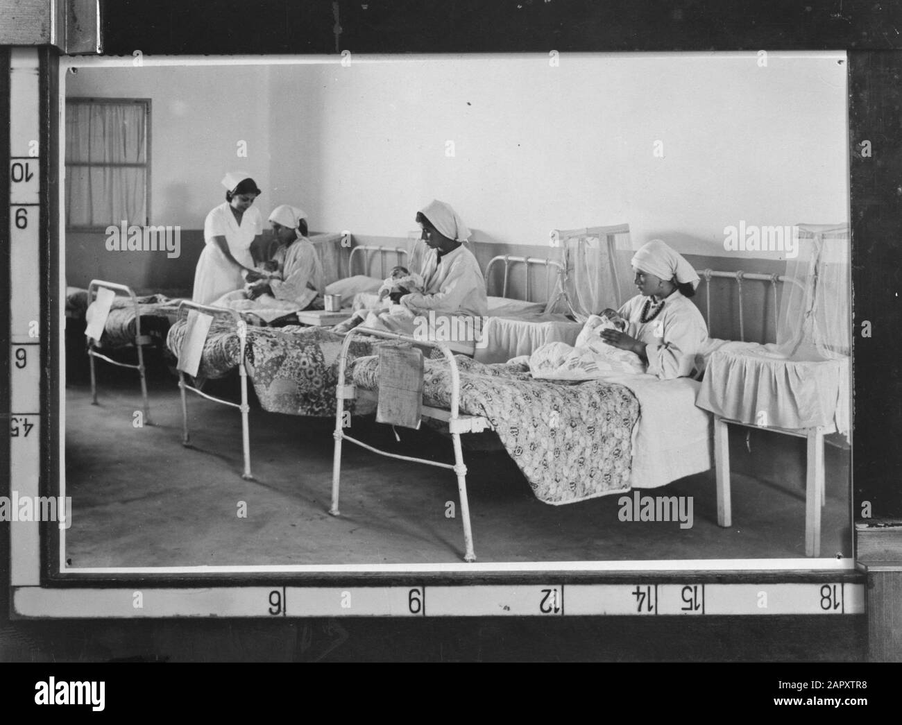 Middle East: Jordan Nurses and mothers with their babies in a hospital ...