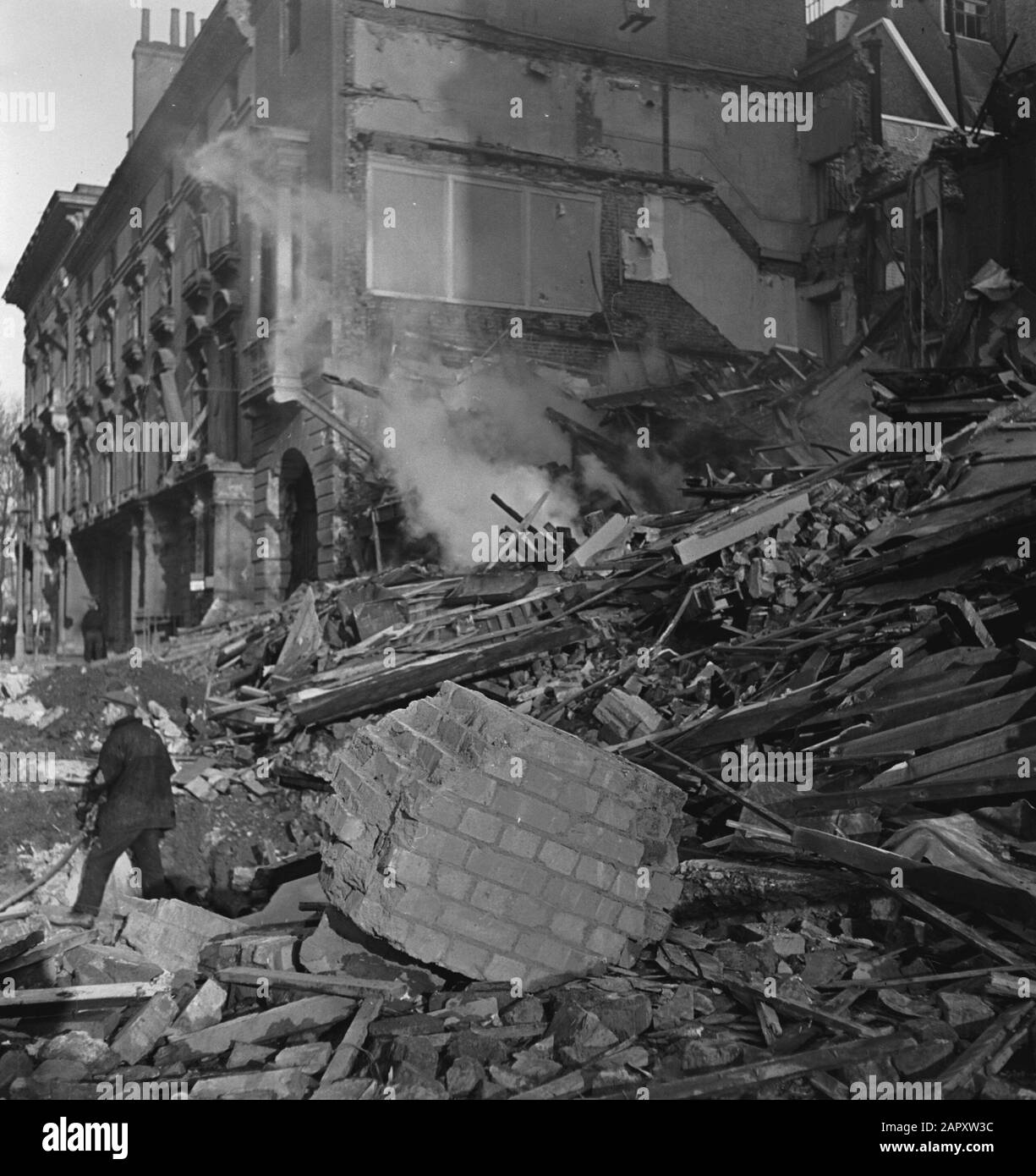Air strikes Black and White Stock Photos & Images - Alamy
