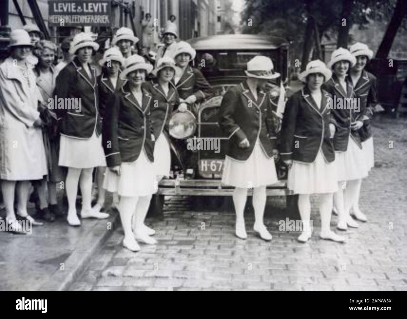 Sports. Olympic Games Amsterdam 1928: Dutch athletes walking in ...