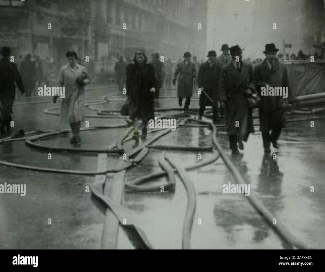 Savings City Photo/SFA006000376 World War II, Battle of England ...