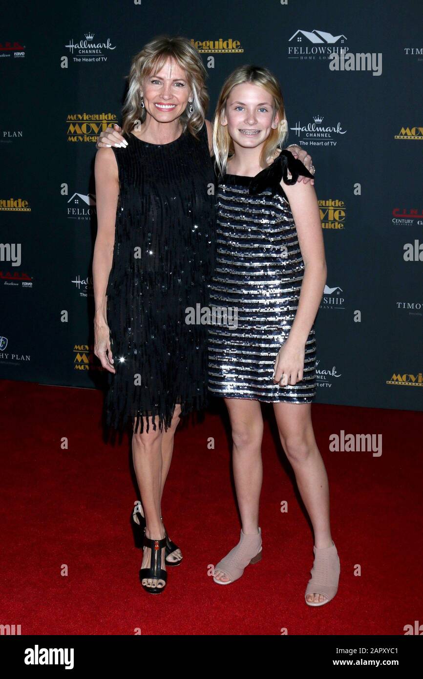 Los Angeles, USA. 24th Jan, 2020. Krista Tesreau and Julia Strauss at ...