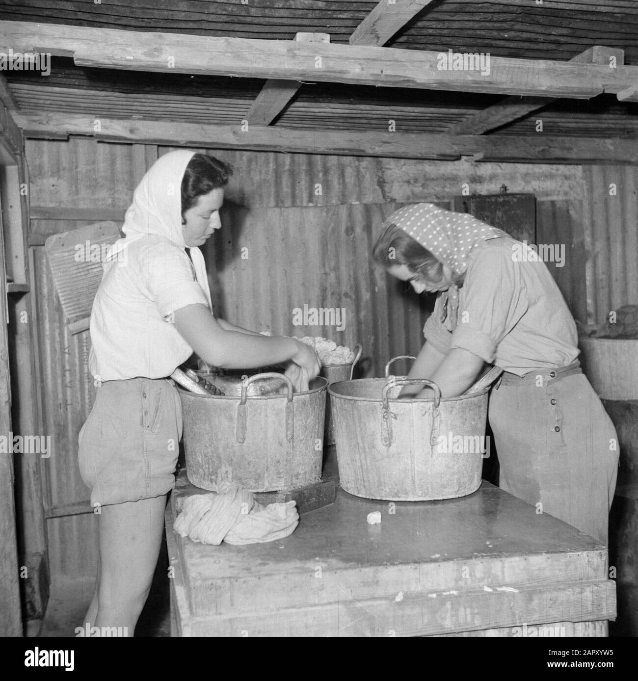 Washboards hi-res stock photography and images - Alamy