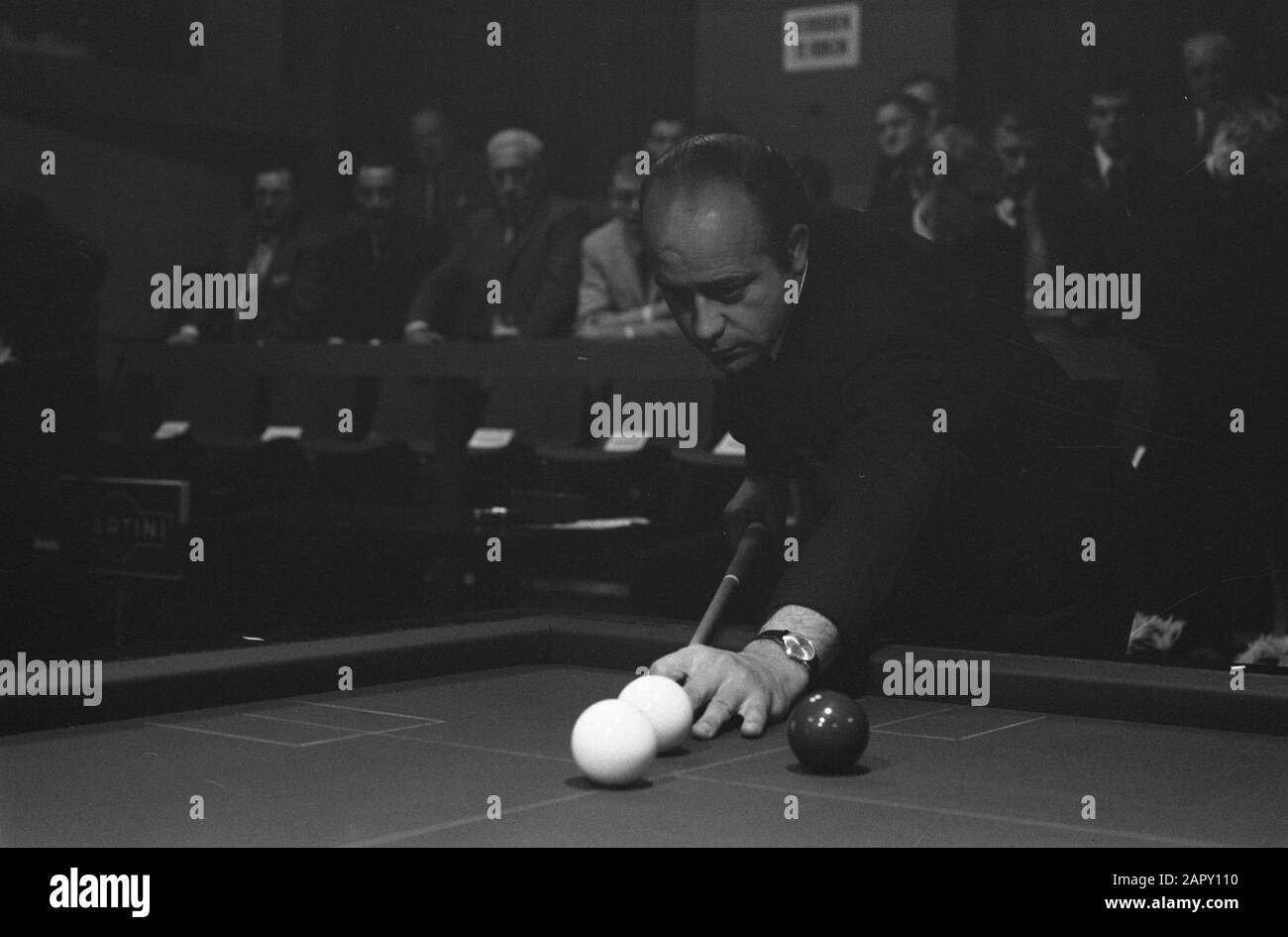 World Championship Anchor Framework 47/2 billiards in Groningen Galvez ...