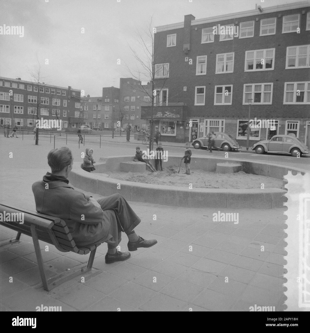 Free saturday hi-res stock photography and images - Alamy