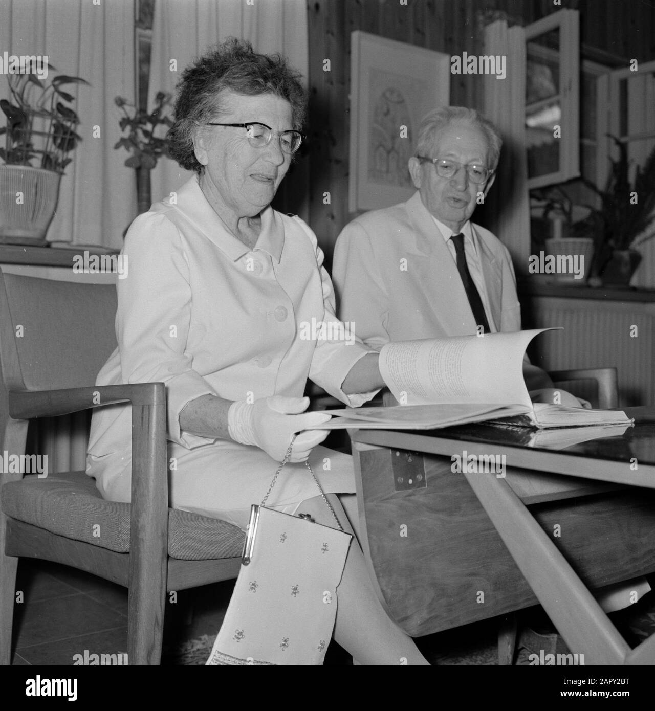 1950s book and table Black and White Stock Photos & Images - Alamy