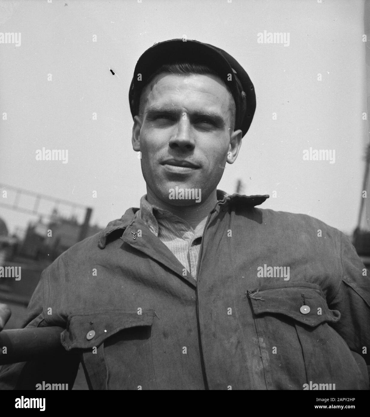 Great britain sailor Black and White Stock Photos & Images - Alamy