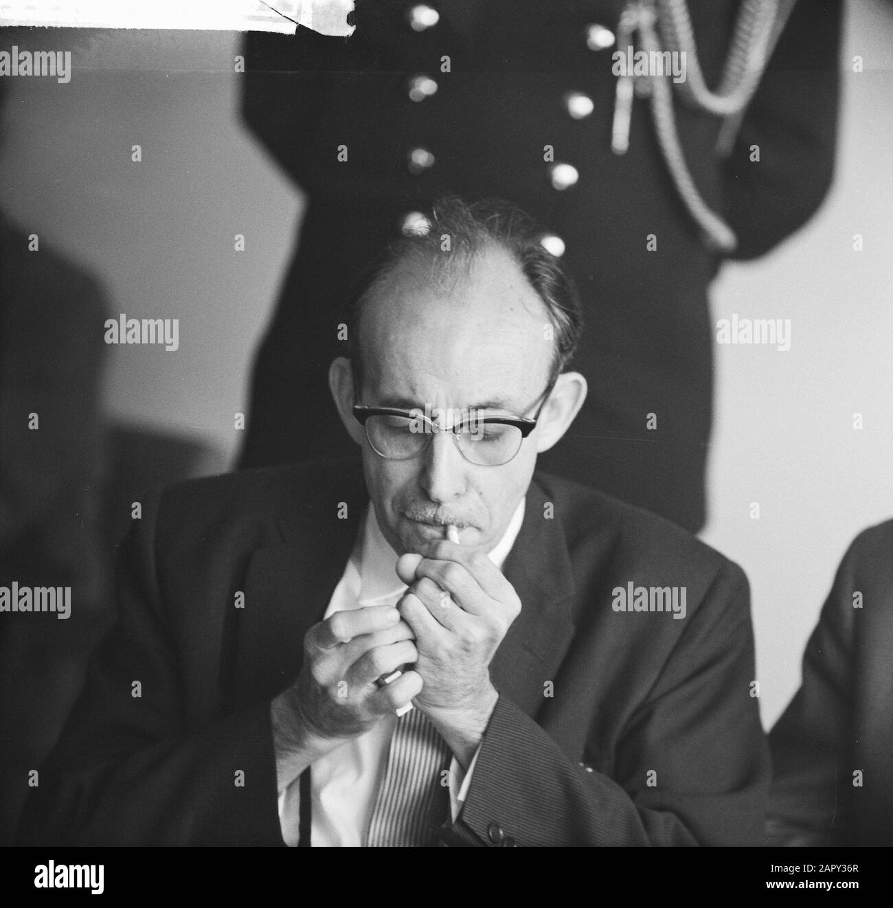 Raul Roa during press conference Date: June 1, 1961 Keywords: press ...