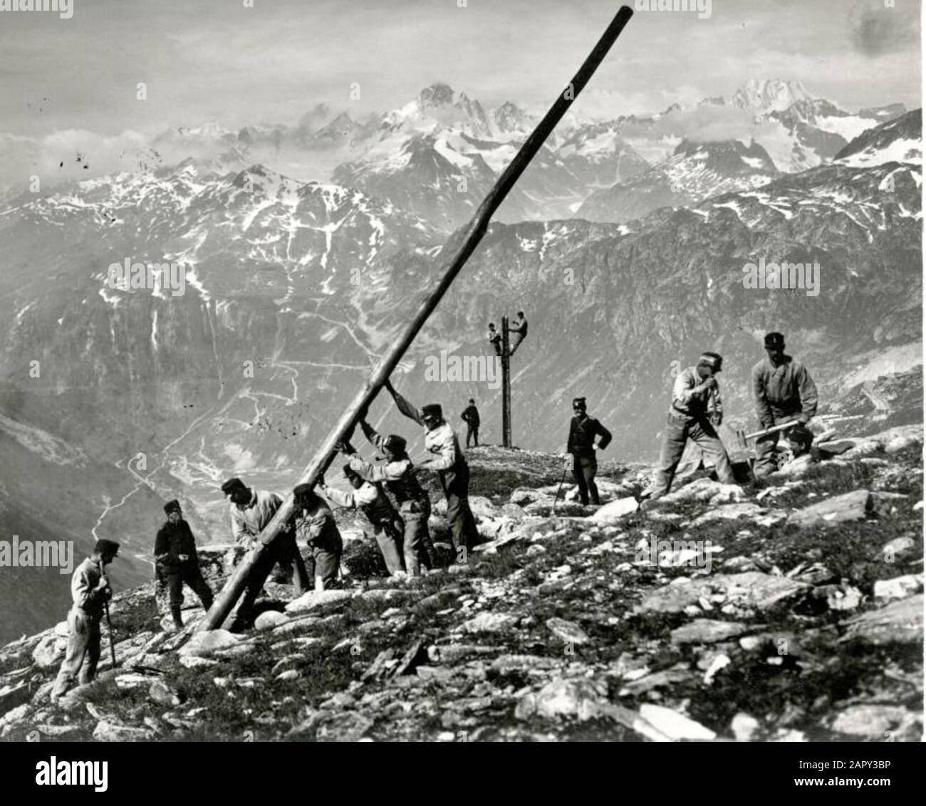 World War I, 1917, Swiss Army exercises. Maneuvers in the mountains, in ...