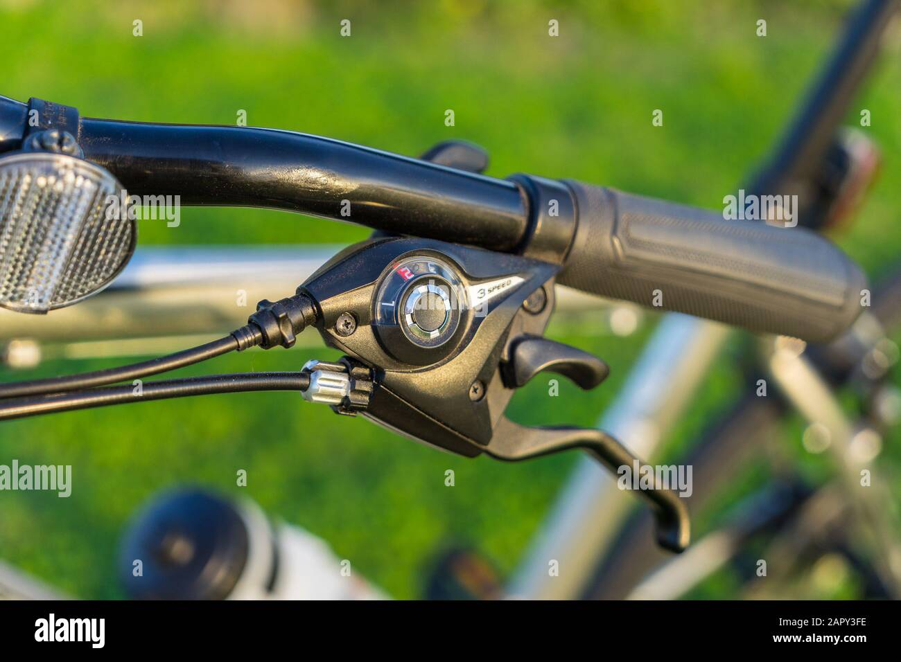 Handle bars bike hi-res stock photography and images - Alamy