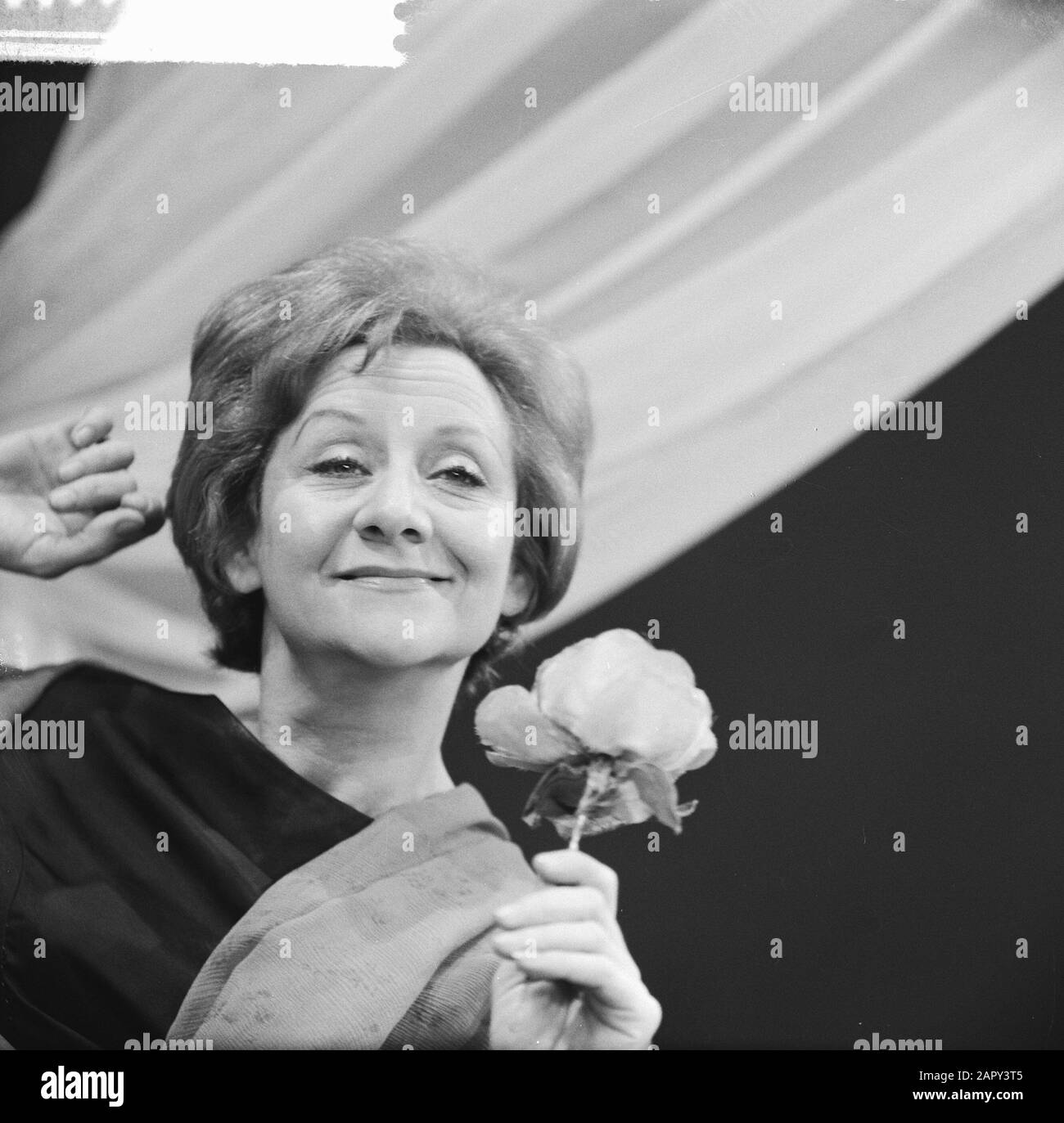 Television title by Conny Stuart Date: June 23, 1961 Keywords ...