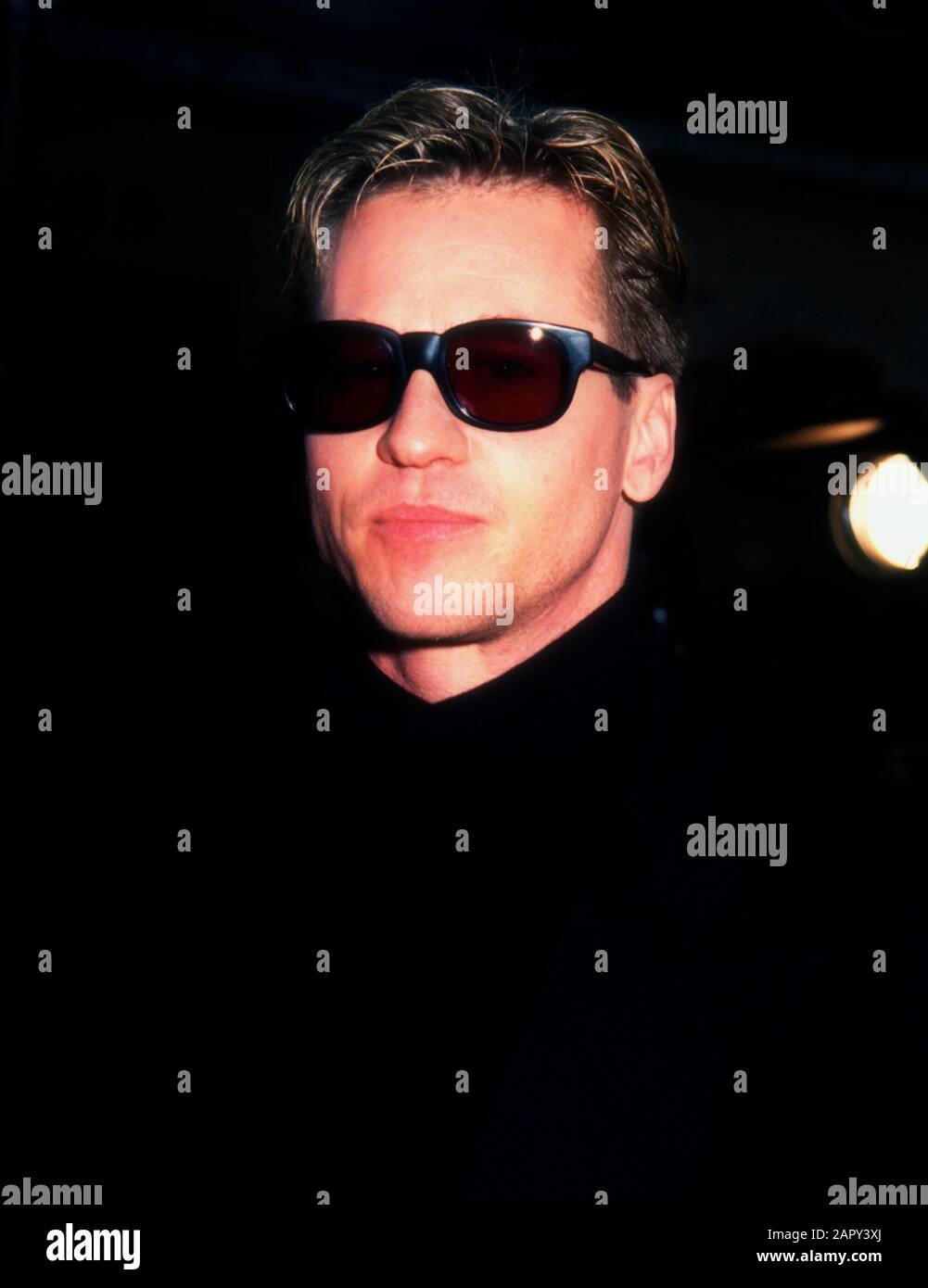 Val kilmer batman forever 1995 hi-res stock photography and images - Alamy