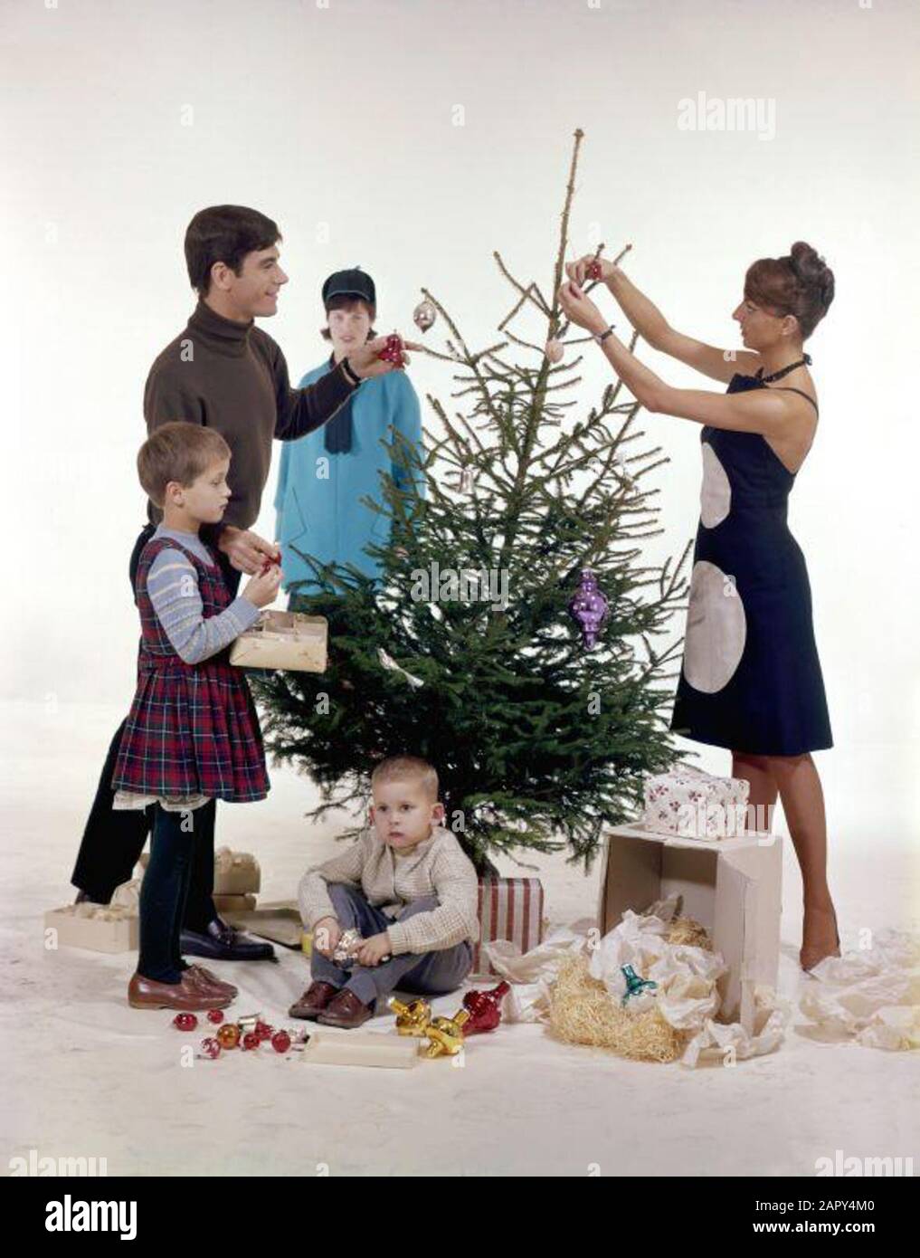 Christmas 1963 hi-res stock photography and images - Alamy