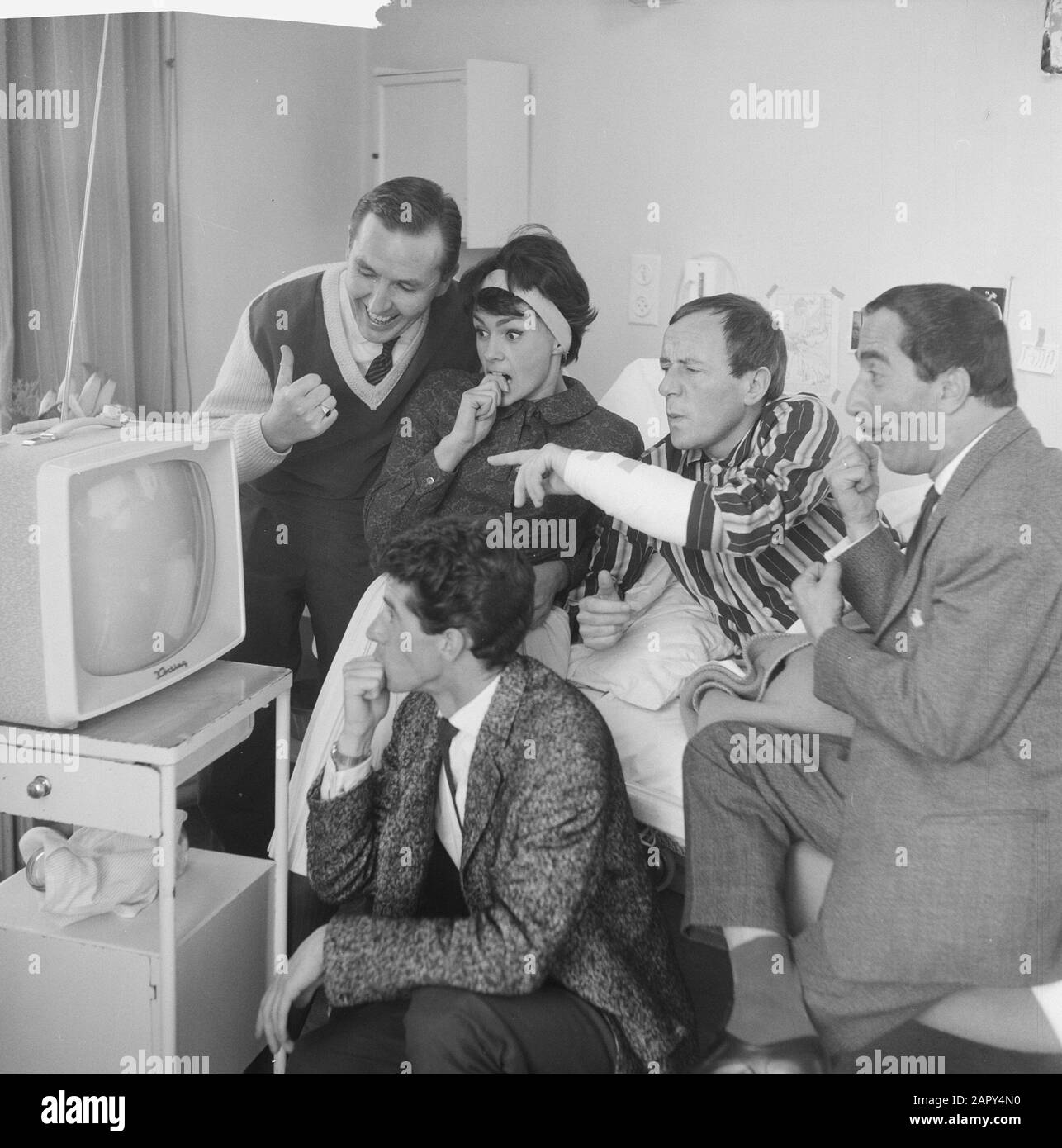 Pimm's Black and White Stock Photos & Images - Alamy