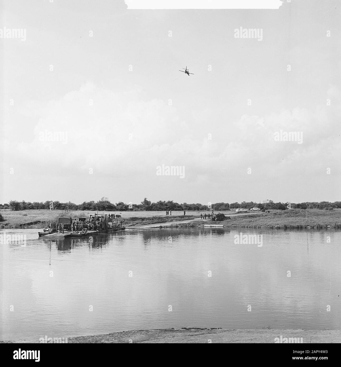 Readiness assessment exercise Black and White Stock Photos & Images - Alamy