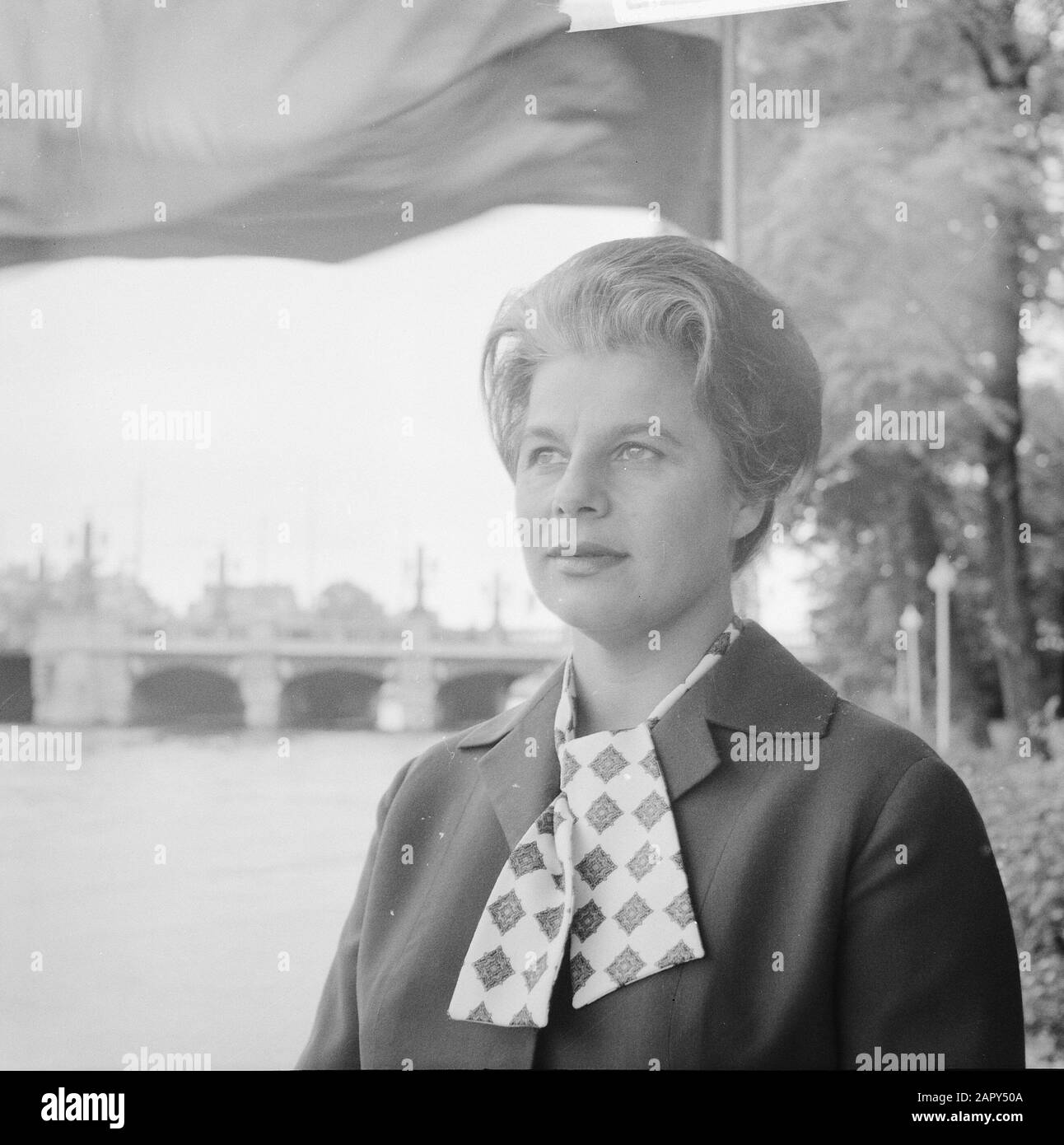 Portrait of the soprano Irmgard Seefried in Amsterdam for participating ...