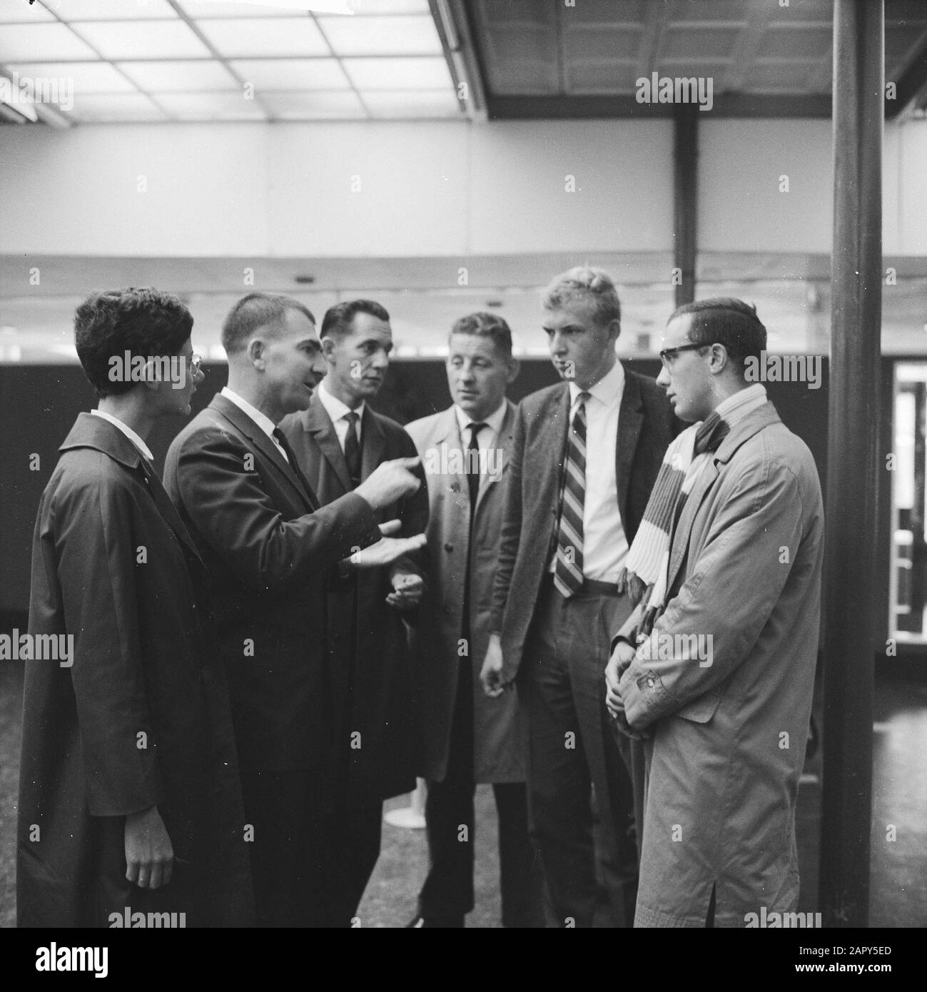 M farmer hi-res stock photography and images - Alamy