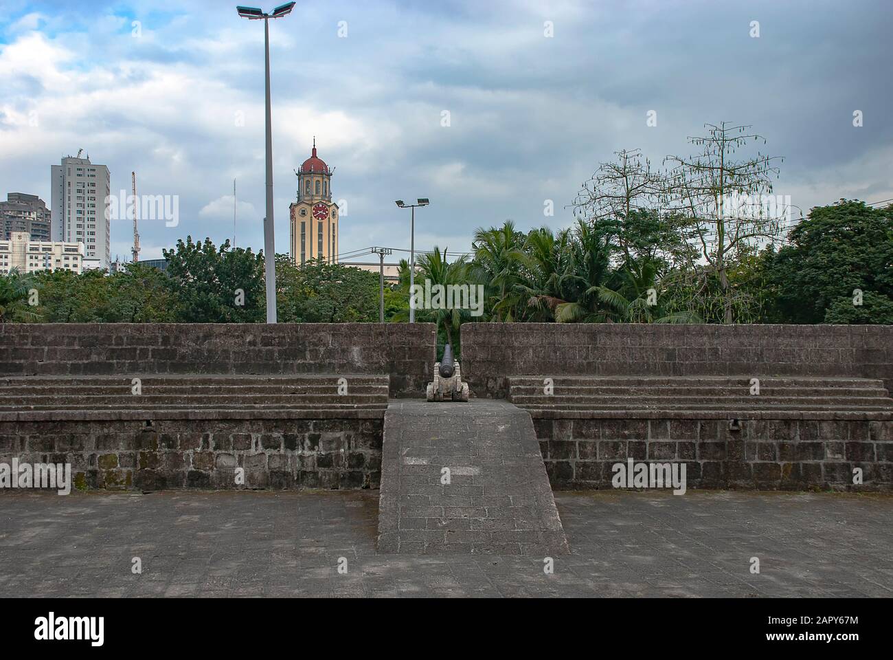The walls of Intramuros in Manila, Philippines Stock Photo - Alamy