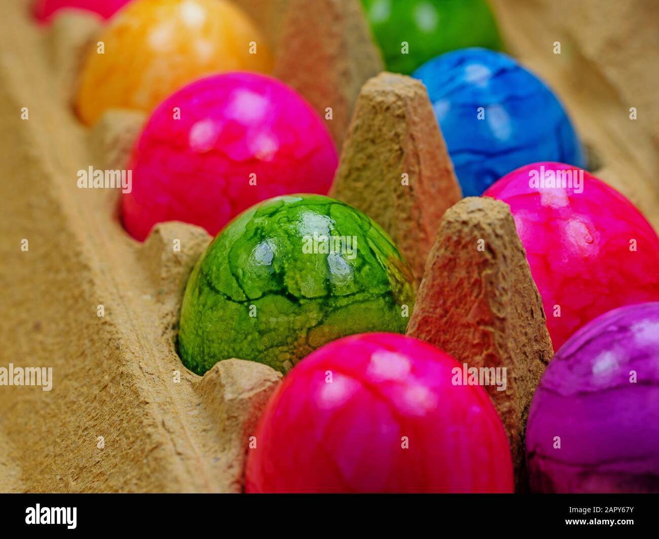 Egg packaging hi-res stock photography and images - Alamy