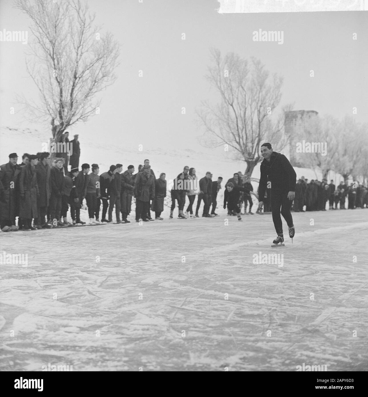 Dutch national short track championships hi-res stock photography and ...