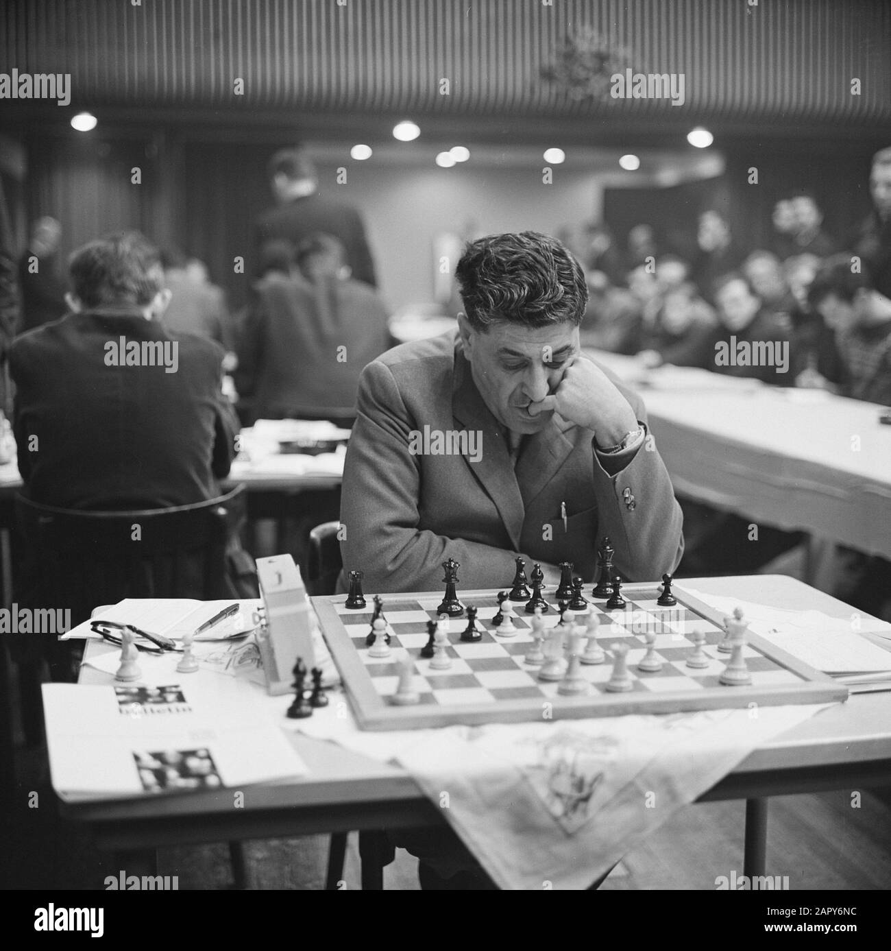 Block Chess Tournament, Reben Date: January 9, 1963 Stock Photo - Alamy