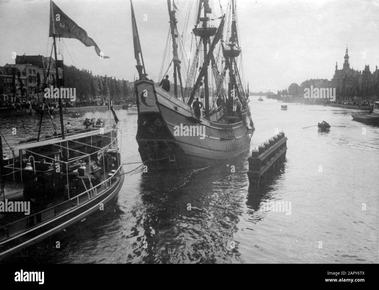 A copy of 'The Halve Moon' [d' Halve Maen], the ship of explorer Henry ...