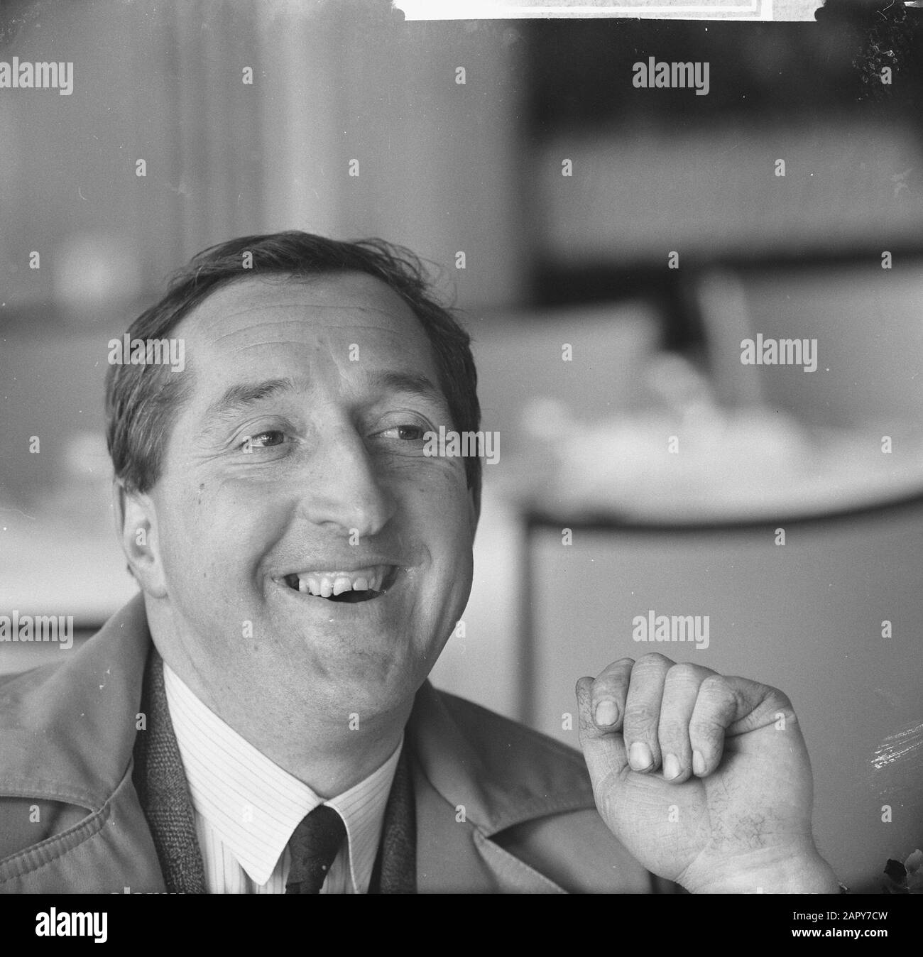 English tv artist Black and White Stock Photos & Images - Alamy