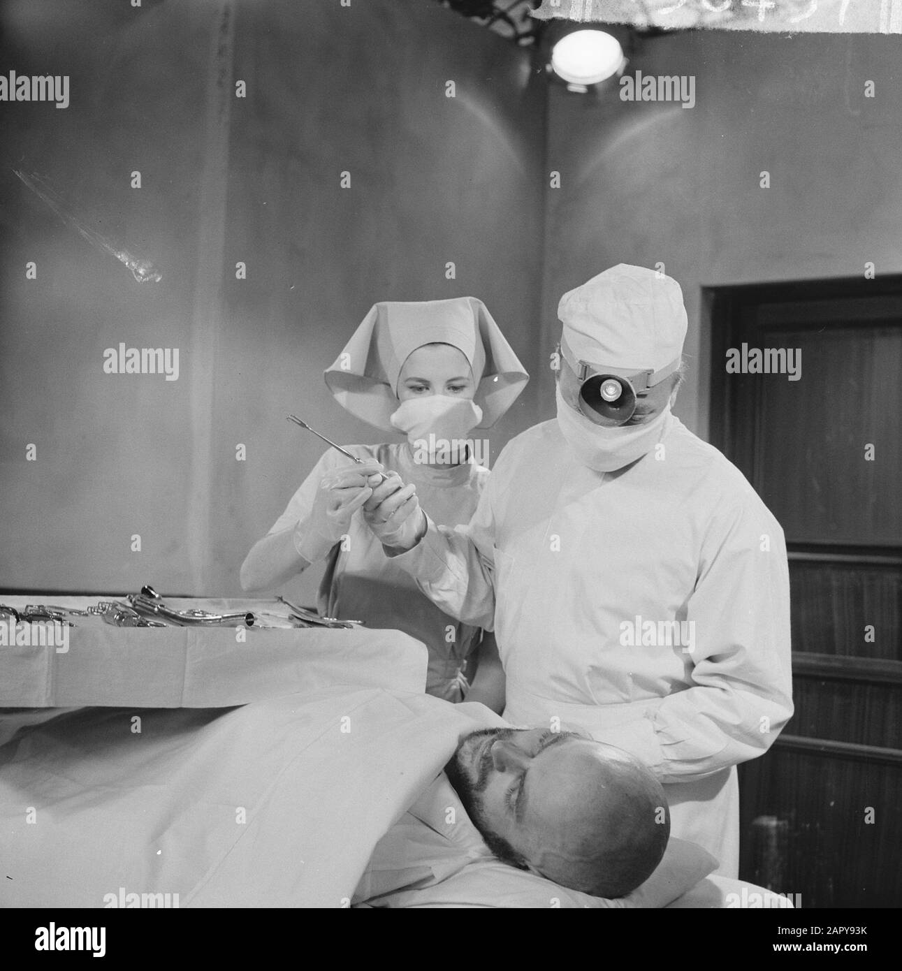 Television game Memorandum of a doctor, [broadcast 27-10-1963] in the ...
