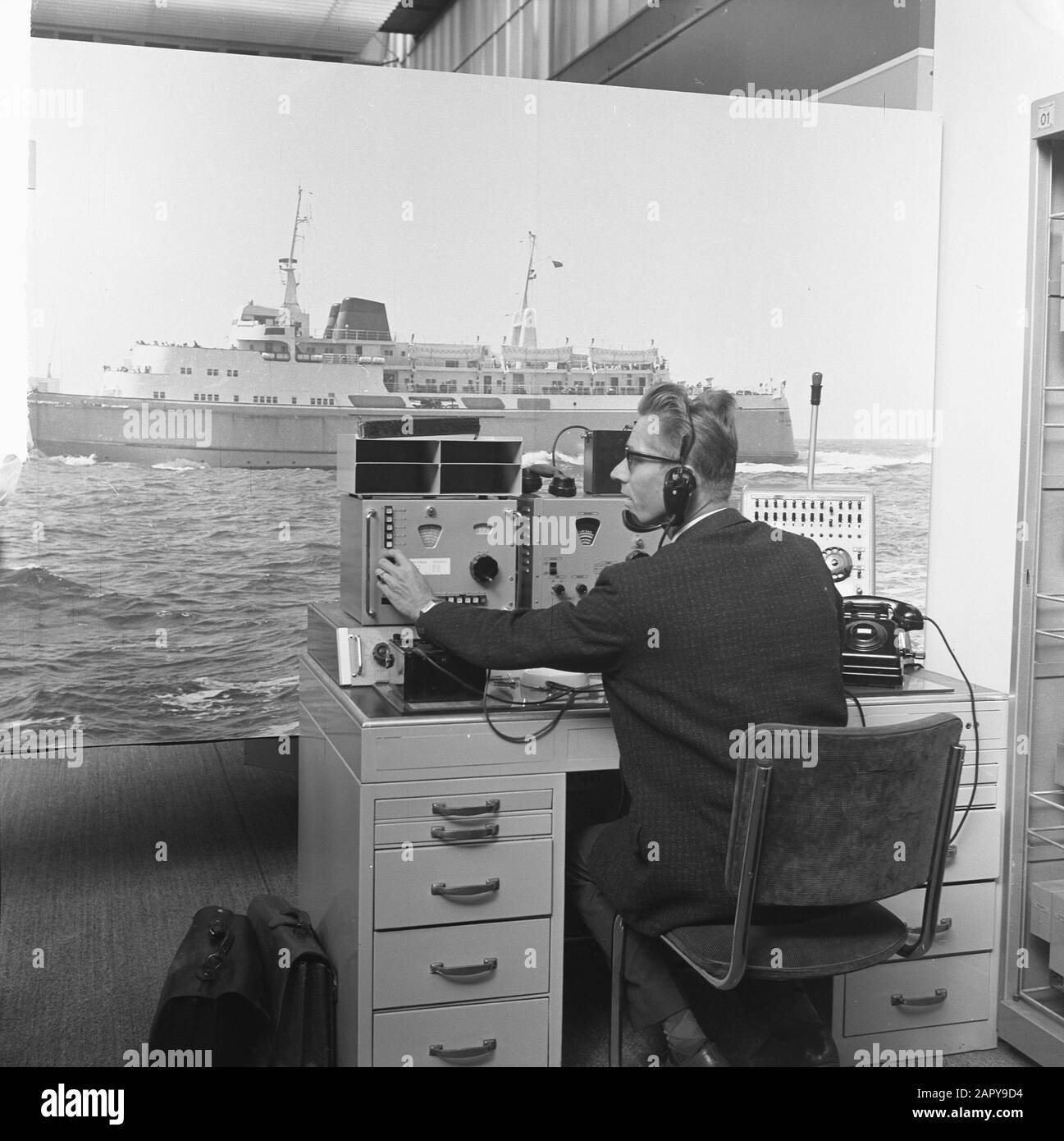 Firato 1963. One of the many stands of Dutch television Date: September ...