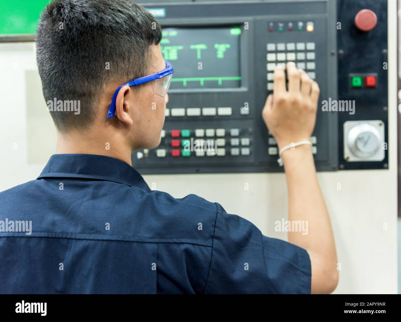 Benchboard hi-res stock photography and images - Alamy